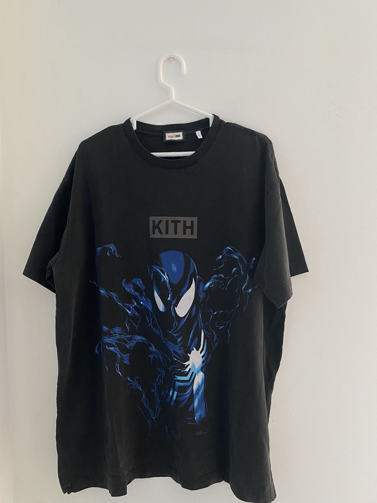 Kith Kith Marvel Spider-Man Black Suit Vintage Tee | Grailed