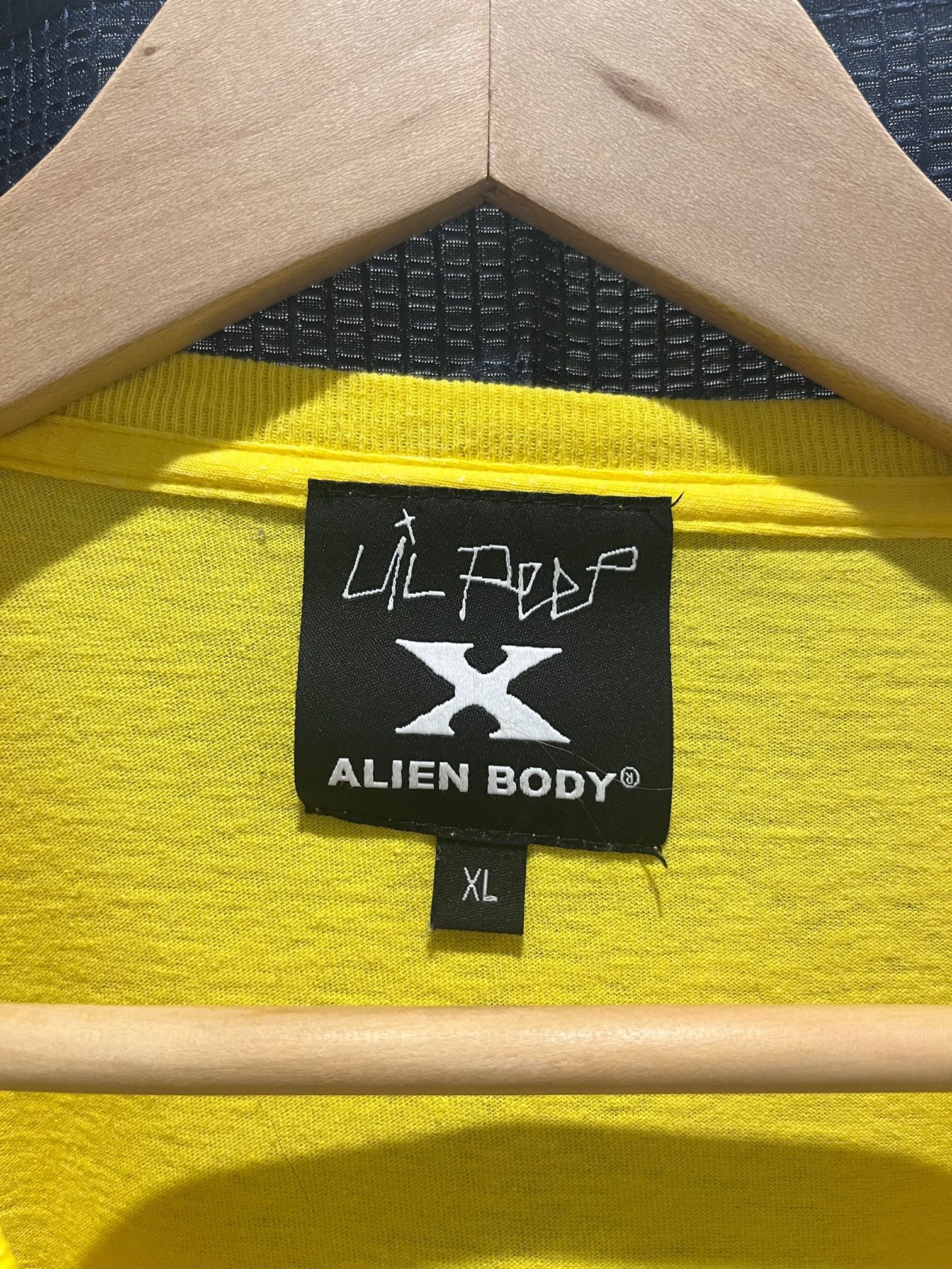 LIL PEEP × Pictureplane Alien Body LiL PEEP x ALIEN BODY PEEP SHOW ...