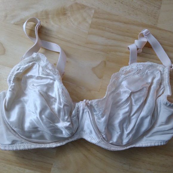 Streetwear × Vintage Vintage Vanity Fair Style 75-278 Size 36C ...