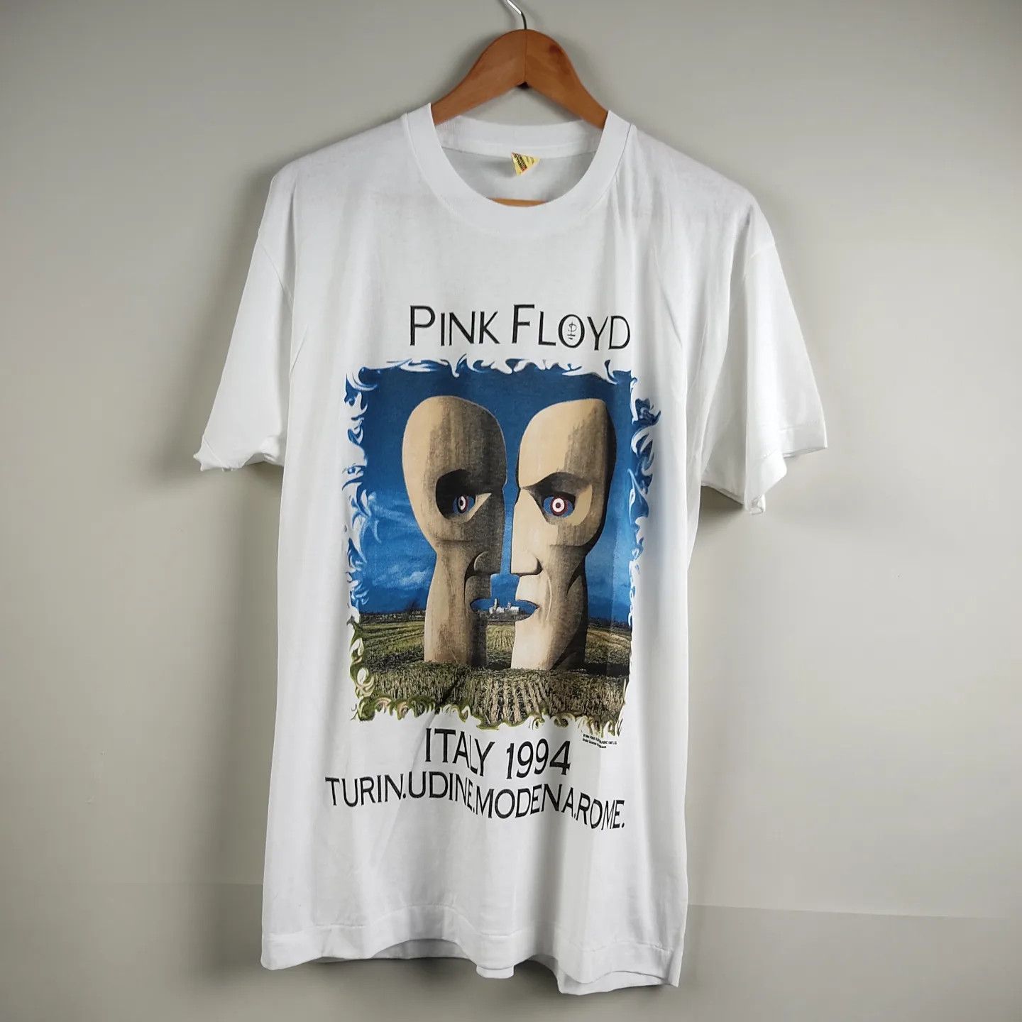 Pink Floyd × Rock Tees × Vintage 1994 Pink Floyd Division Bell European ...