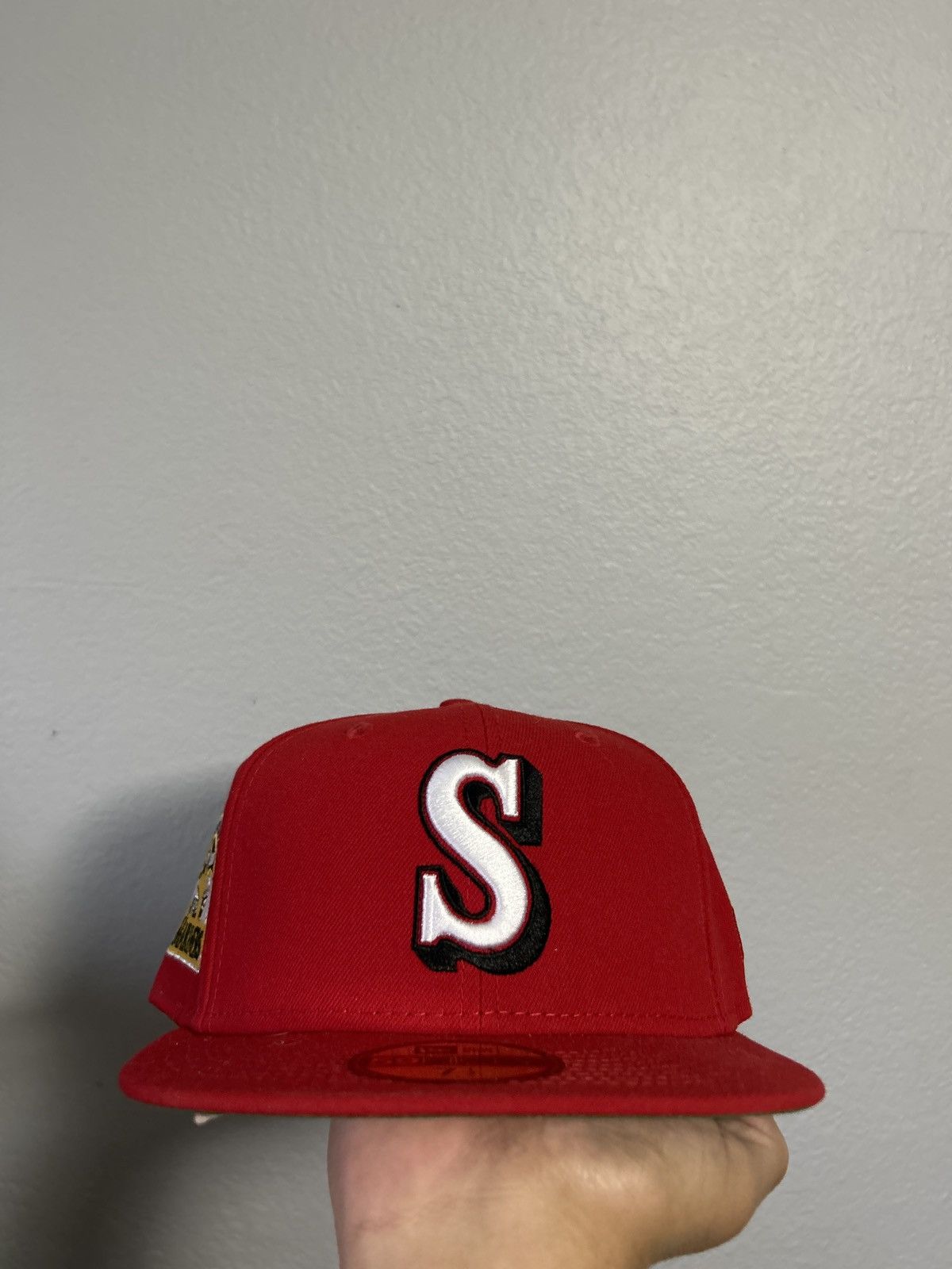 New Era Seattle Mariners Swisher Sweets 7 1/2 Rolling Papers Pack | Grailed