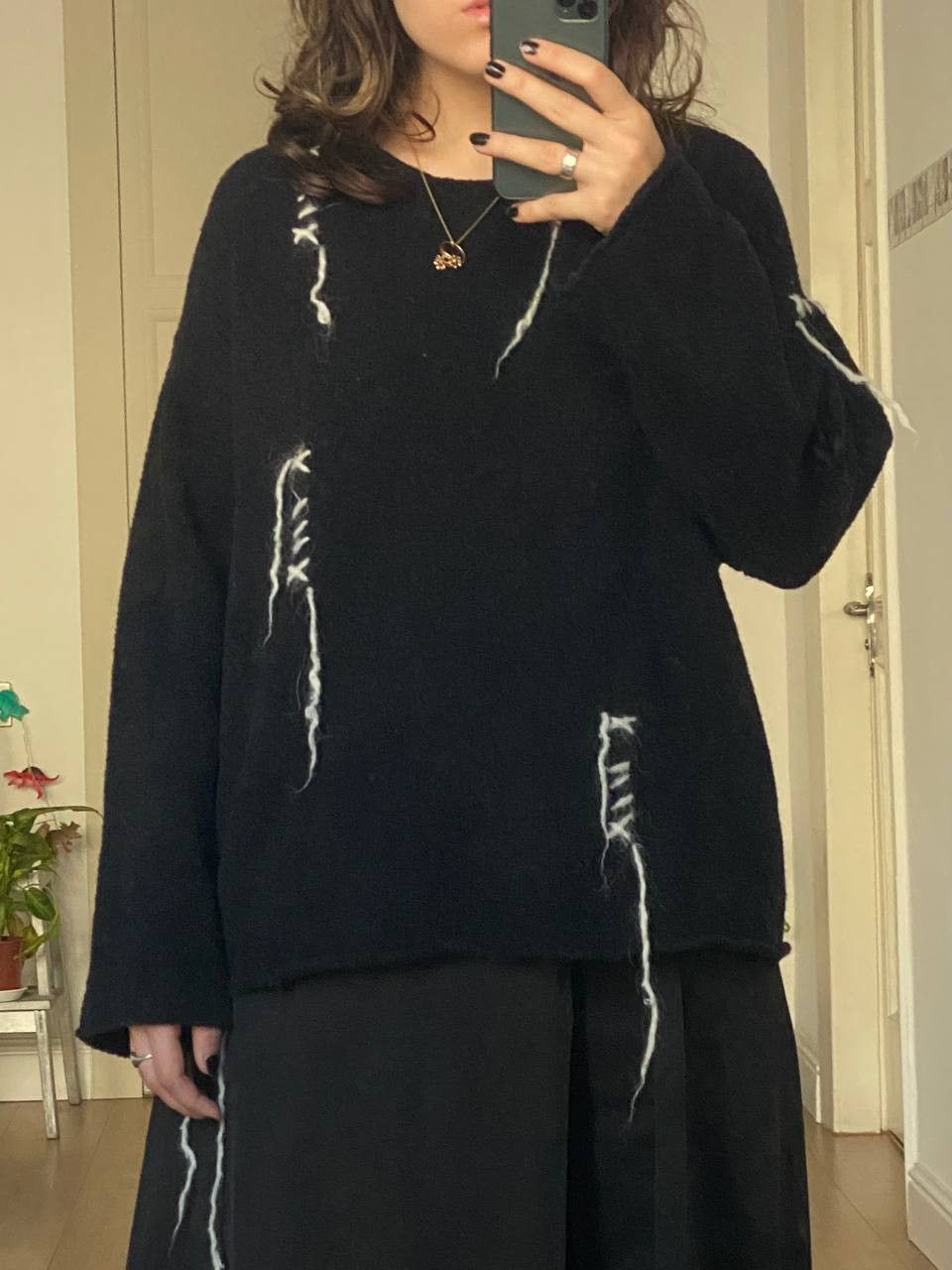 Streetwear Stylenanda (Korean brand) black sweater w protruding threads ...