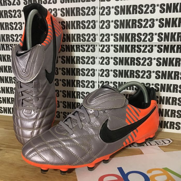Nike NIKE TIEMPO LEGEND ELITE 2010 WORLD CUP - ace 17+ Messi R9 ...