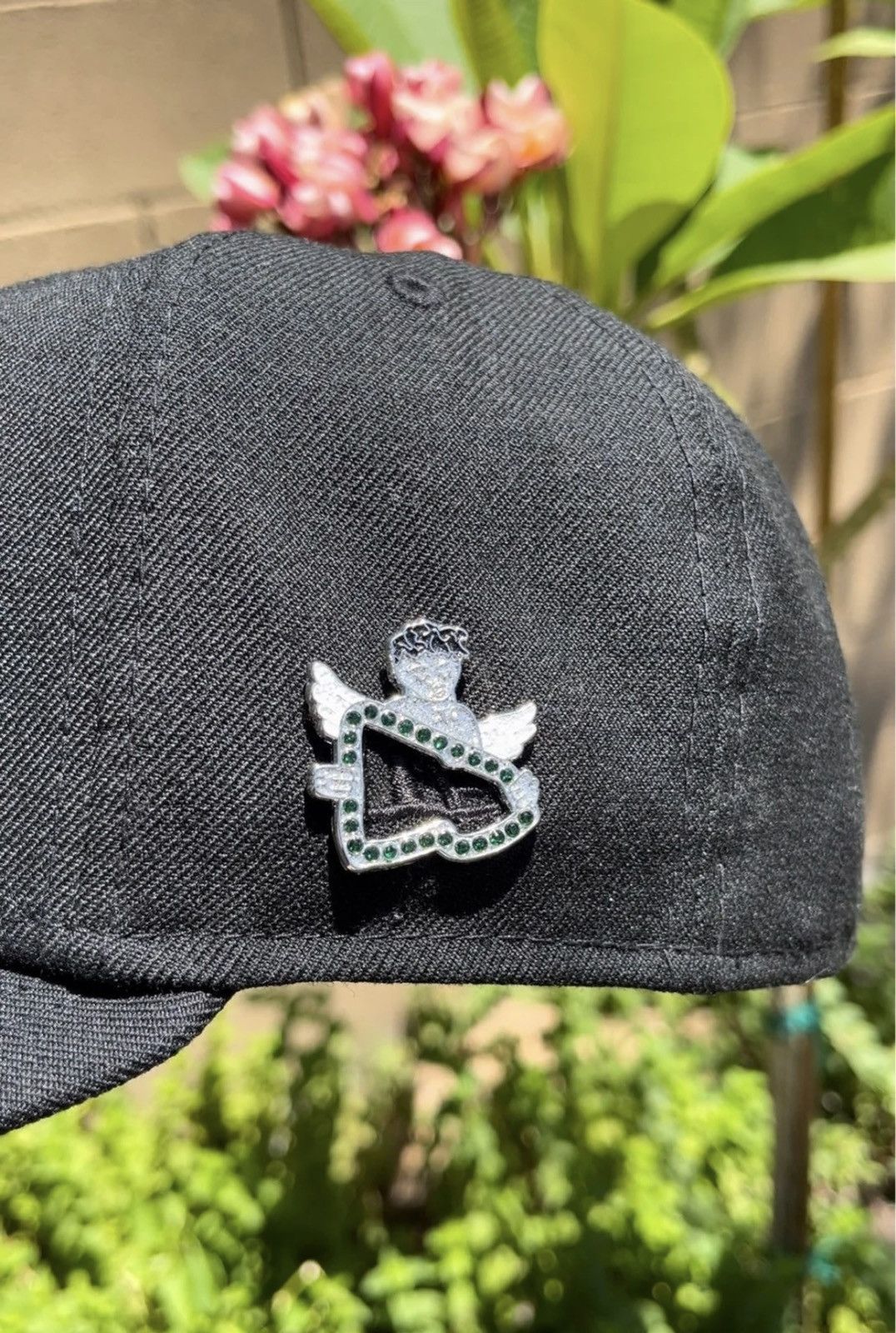 New Era New Era Fitted Hat Pin | Grailed