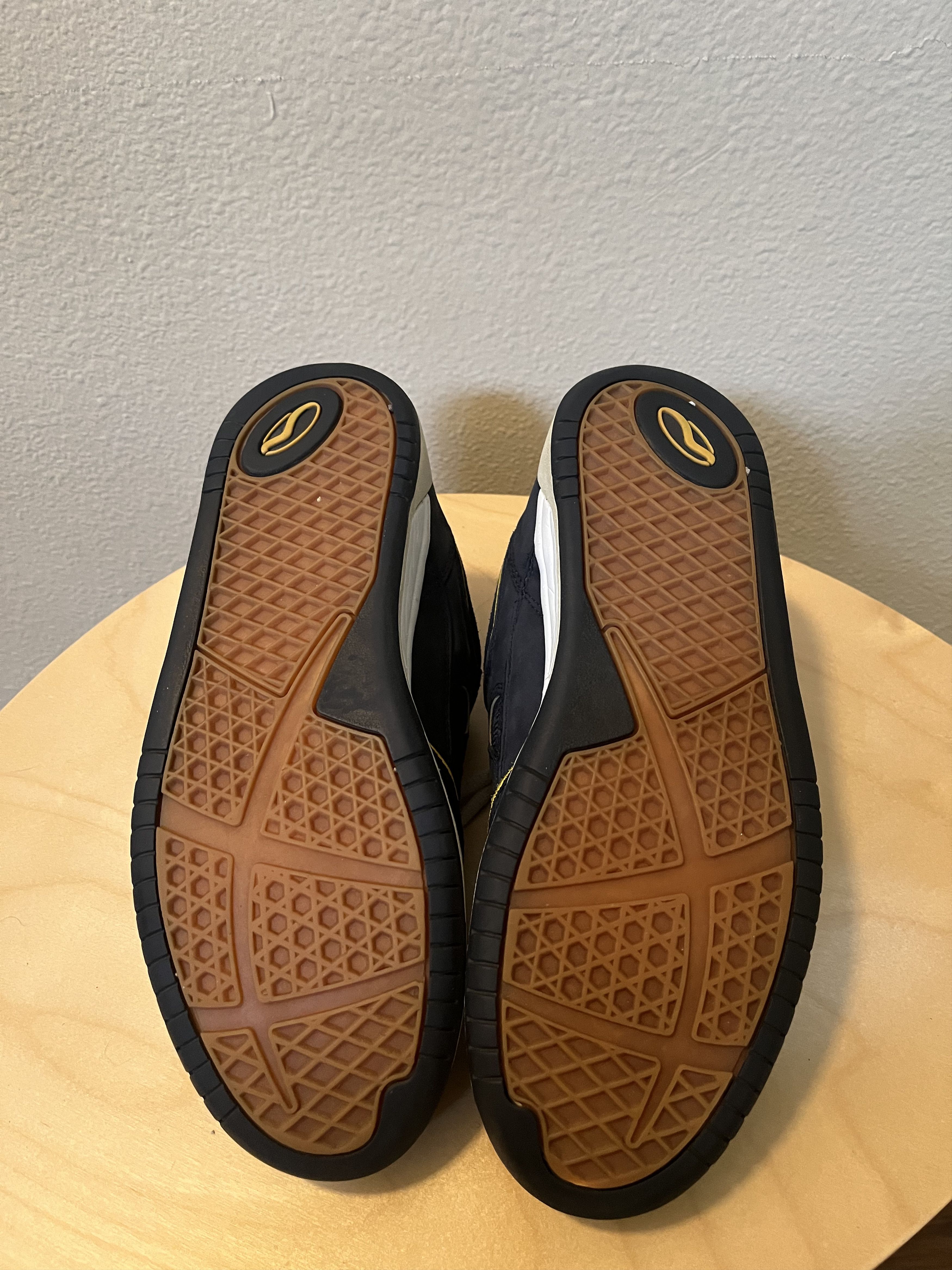 Vintage VANS Revert, vtg chunky/puffy skate shoes | Grailed