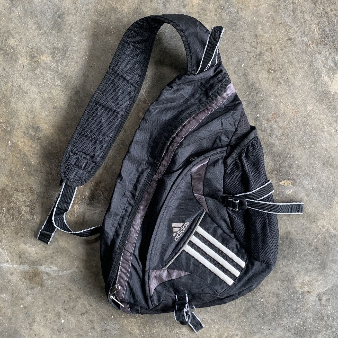 Adidas × Streetwear × Vintage Vintage 2000s Adidas Crossbody Backpack ...