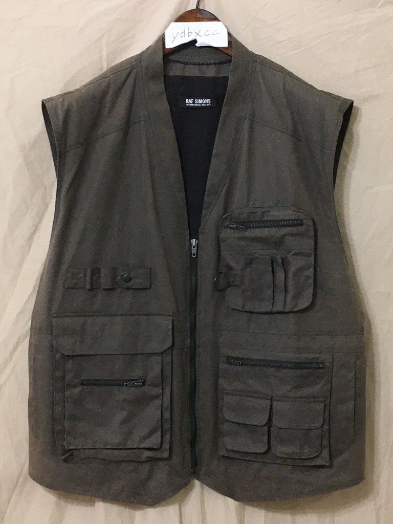 Raf Simons FW02 VIRGINIA CREPPER CARGO VEST | Grailed