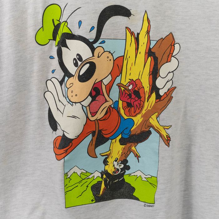 Vintage Vintage 90s Disney Goofy Tree Bear Bird T-Shirt | Grailed