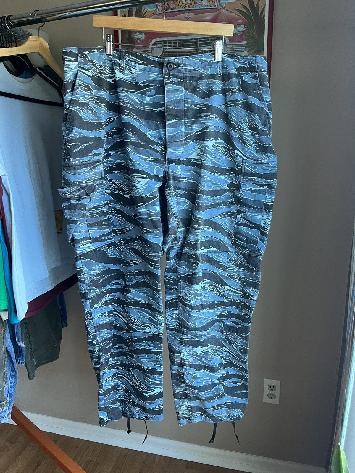 Vintage Blue Tiger Camo Cargo Pants | Grailed