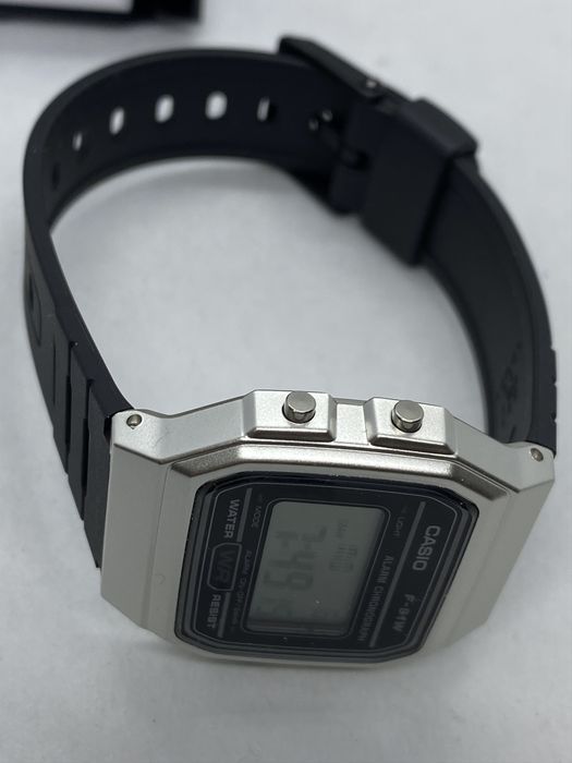 Casio Casio Rubber Digital UNISEX Watch Brand New | Grailed