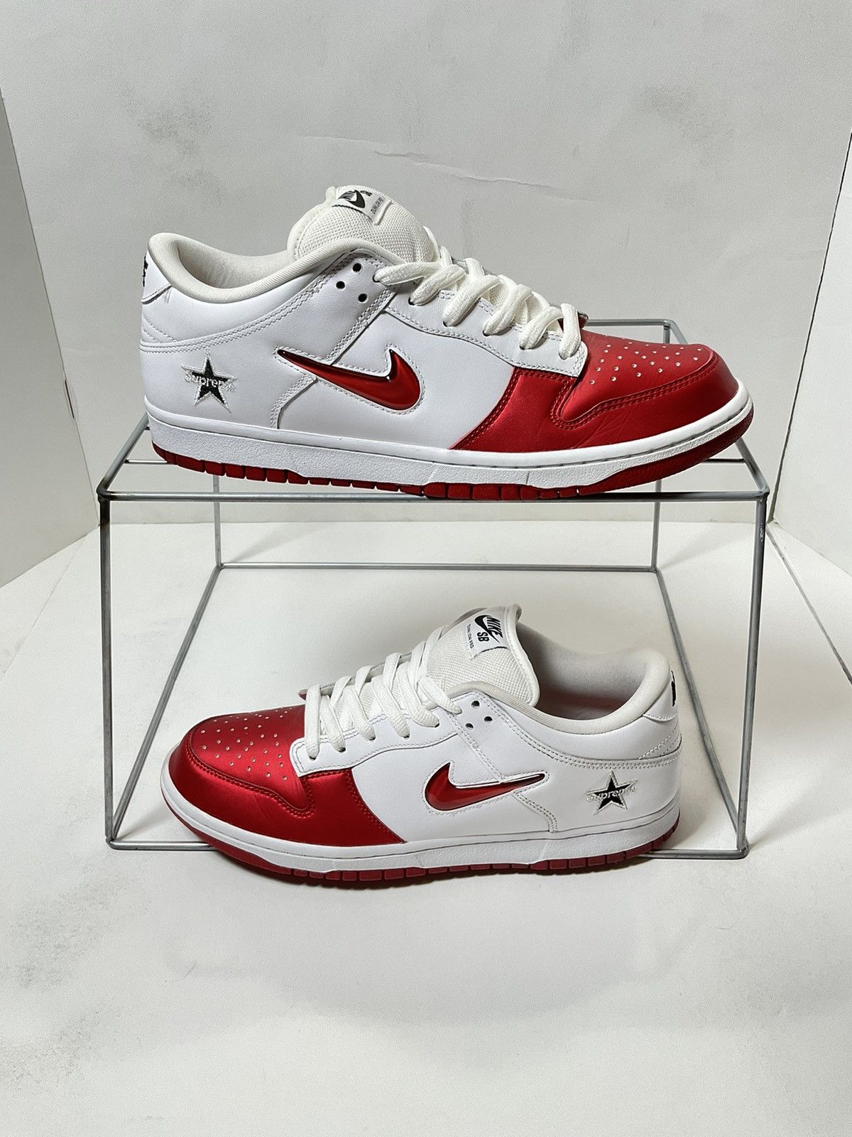 Nike × Supreme Supreme 2019 Nike SB Dunk Low Jewel Swoosh Red US11.5 ...