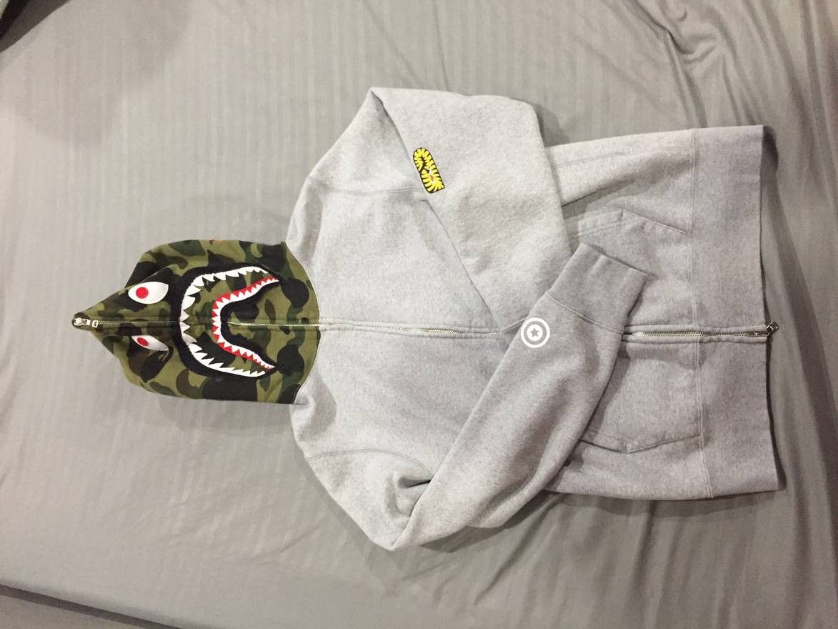Supreme SHARK HOODIE | Grailed