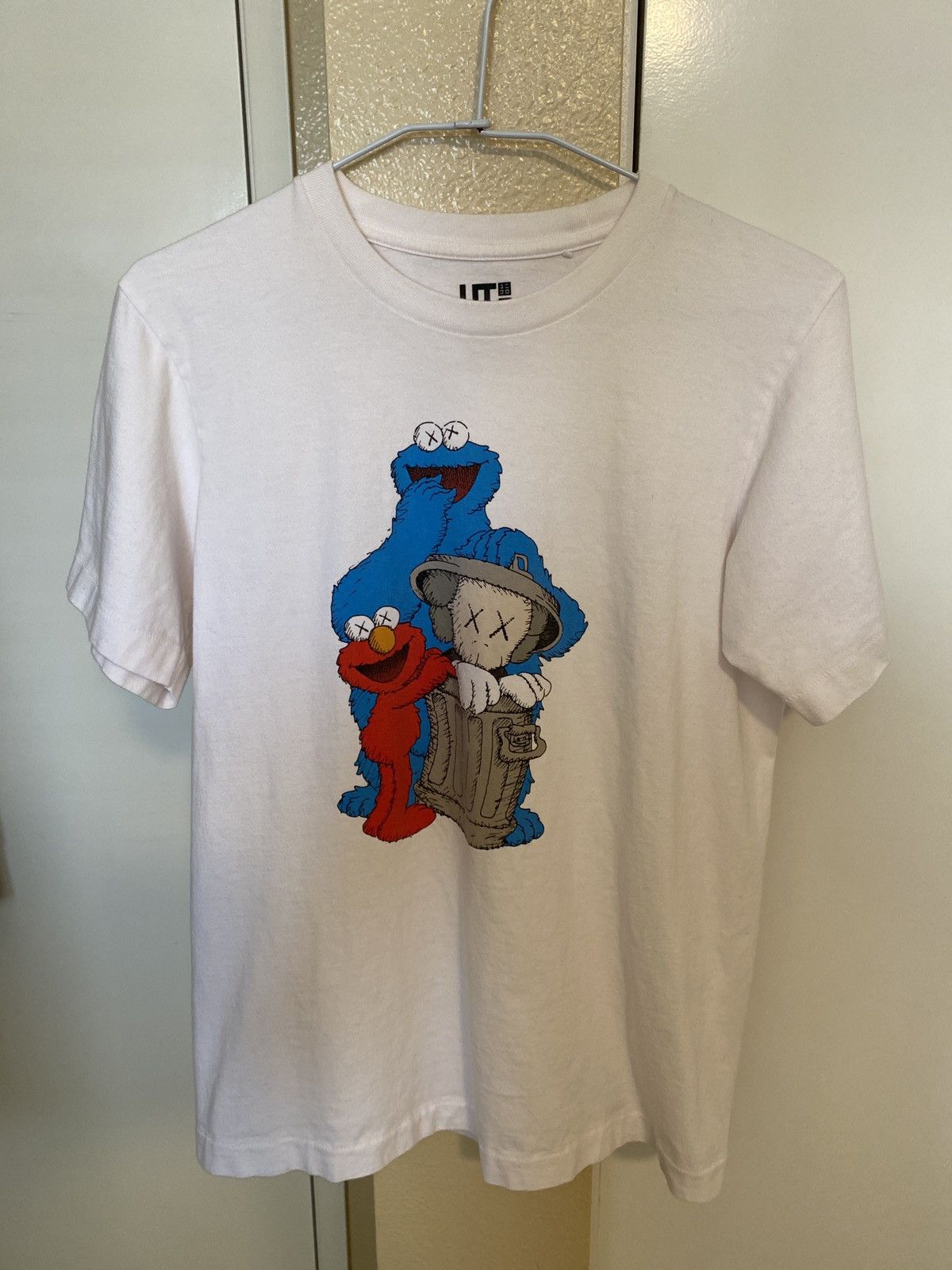 Uniqlo Kaws x Uniqlo x Sesame Street | Grailed