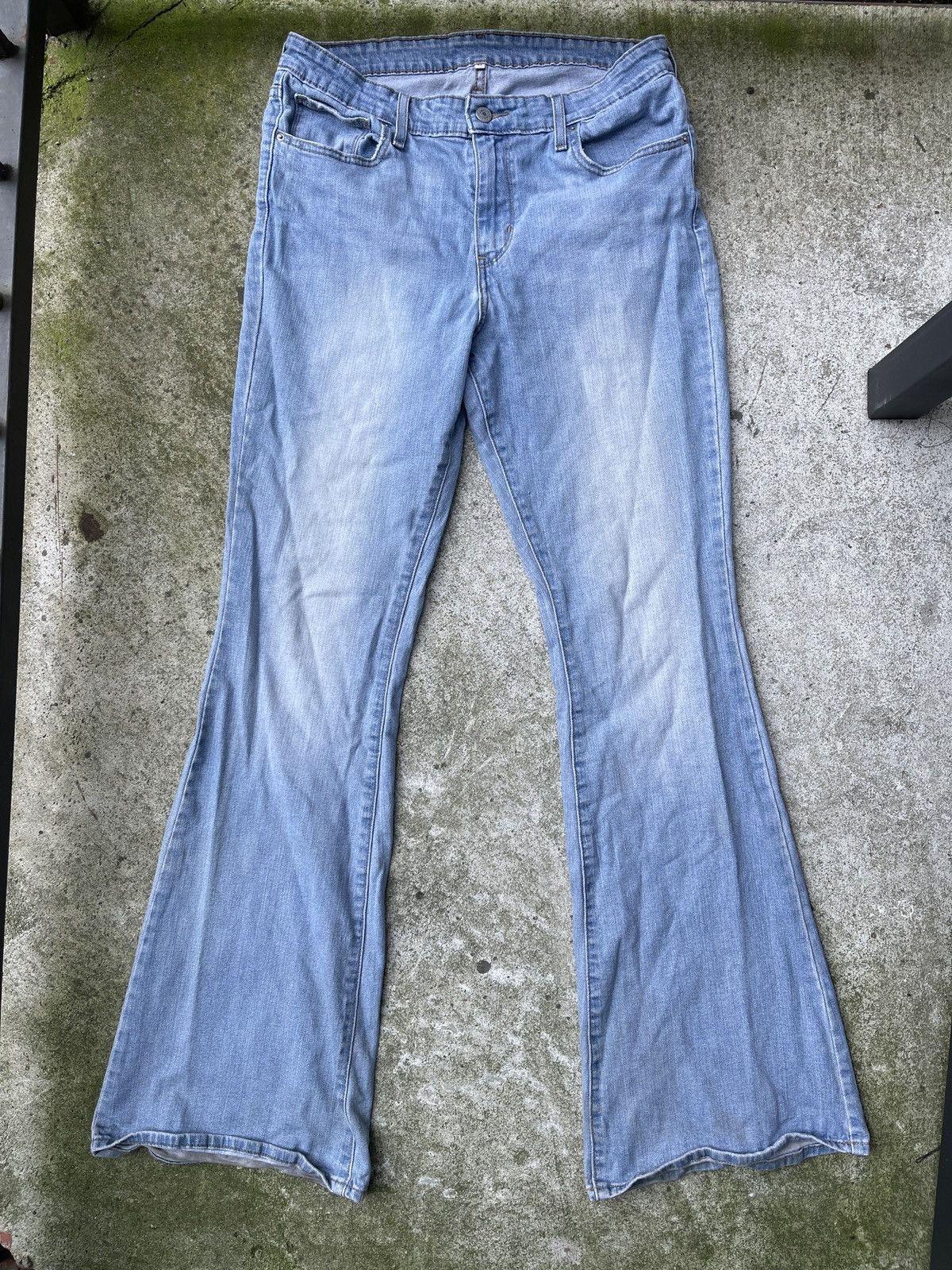 Levi's × Streetwear × Vintage VINTAGE LEVIS IRREGULAR BELL BOTTOM FLARE ...
