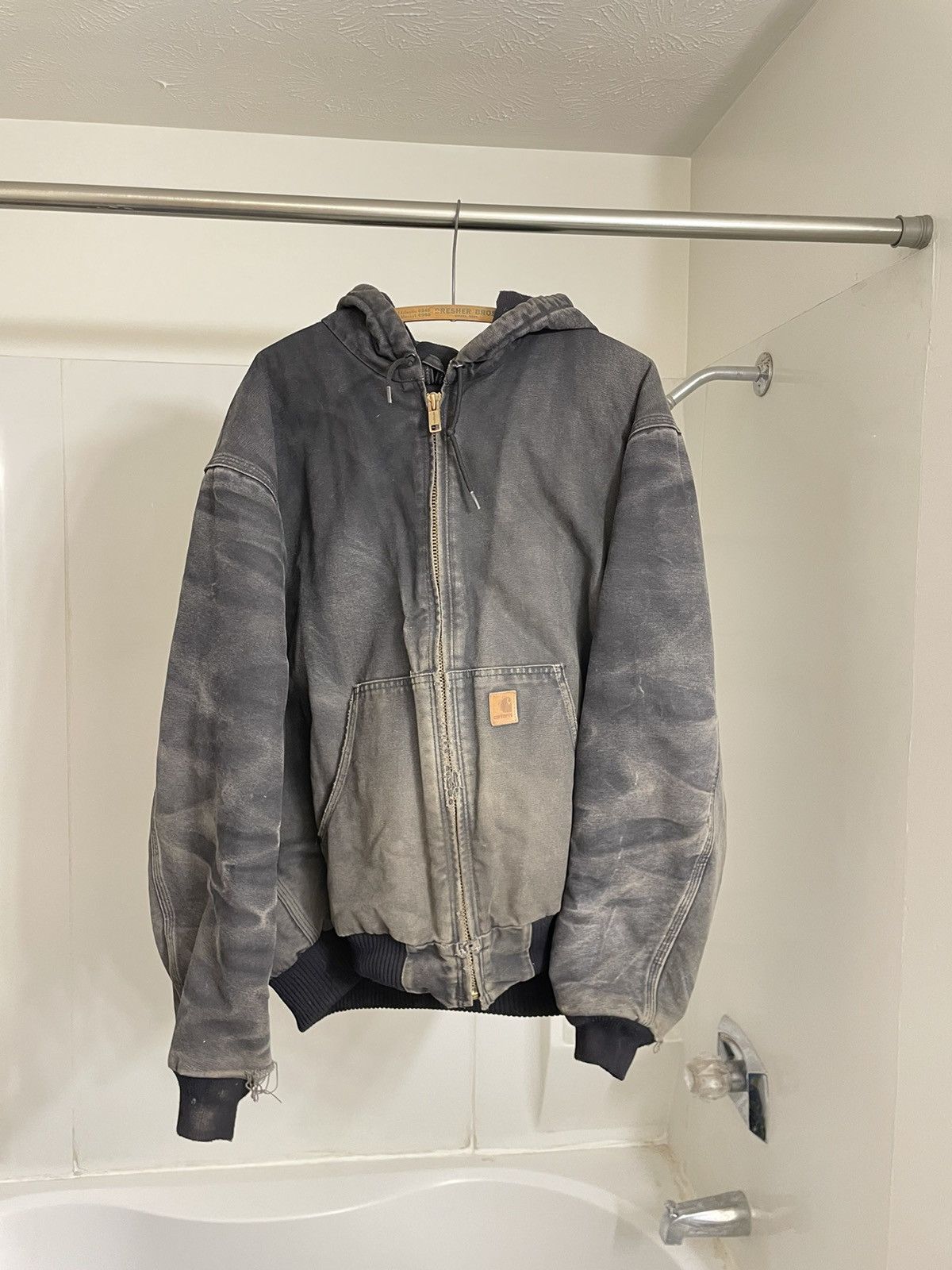 Vintage Vintage carhartt mud washed hooded jacket | Grailed