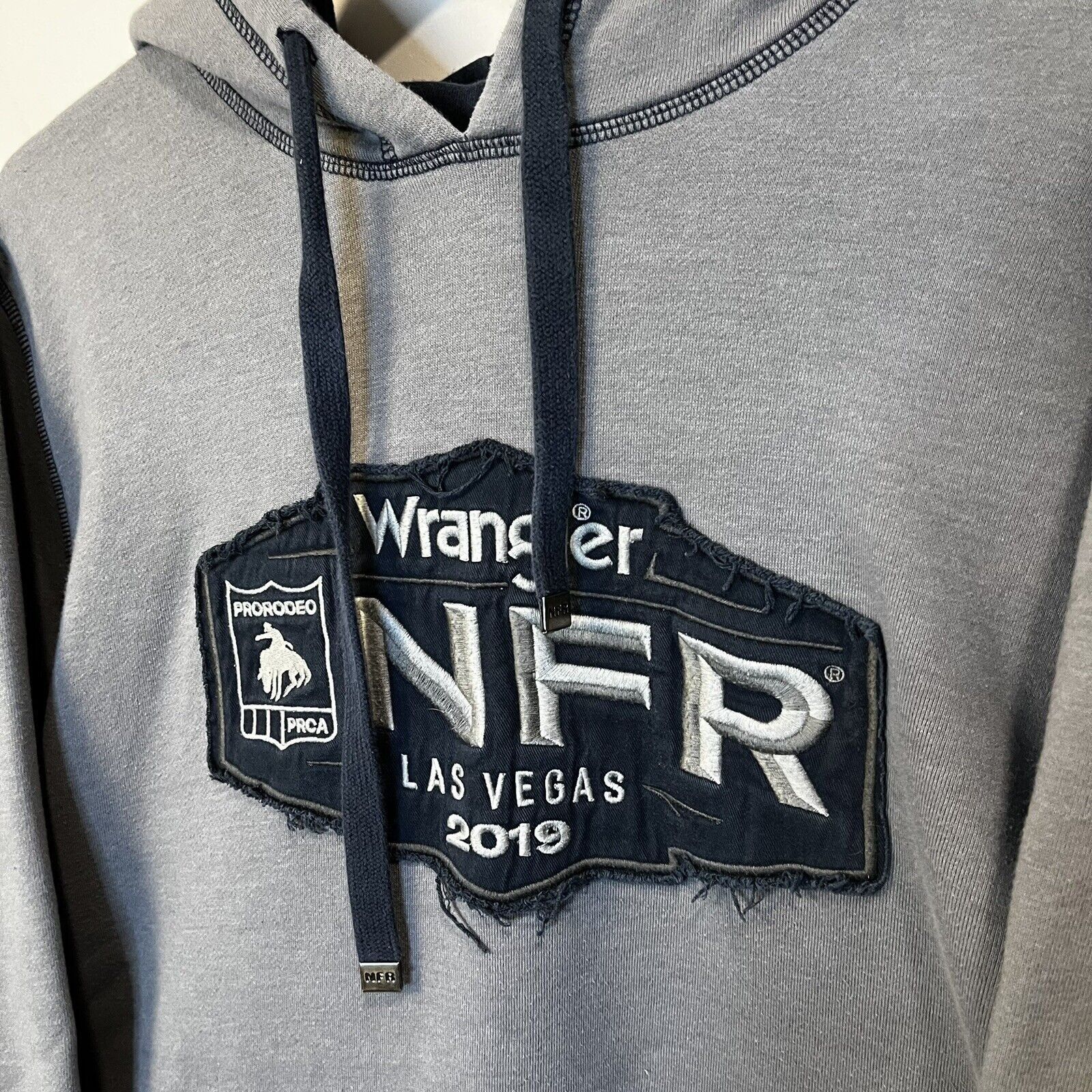 Vintage 2019 Wrangler NFR PCRA Pro Rodeo Gear Las Vegas Gray Hoodie ...