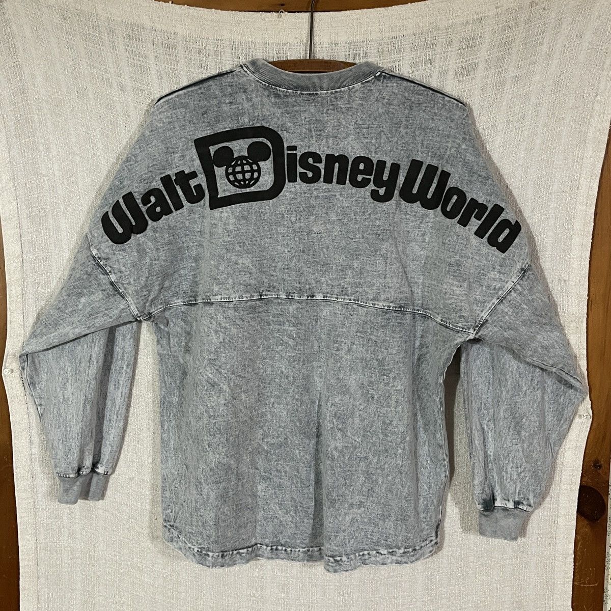 Disney × Vintage Walt Disney World Acid Wash Gray 1971 Spirit Jersey ...