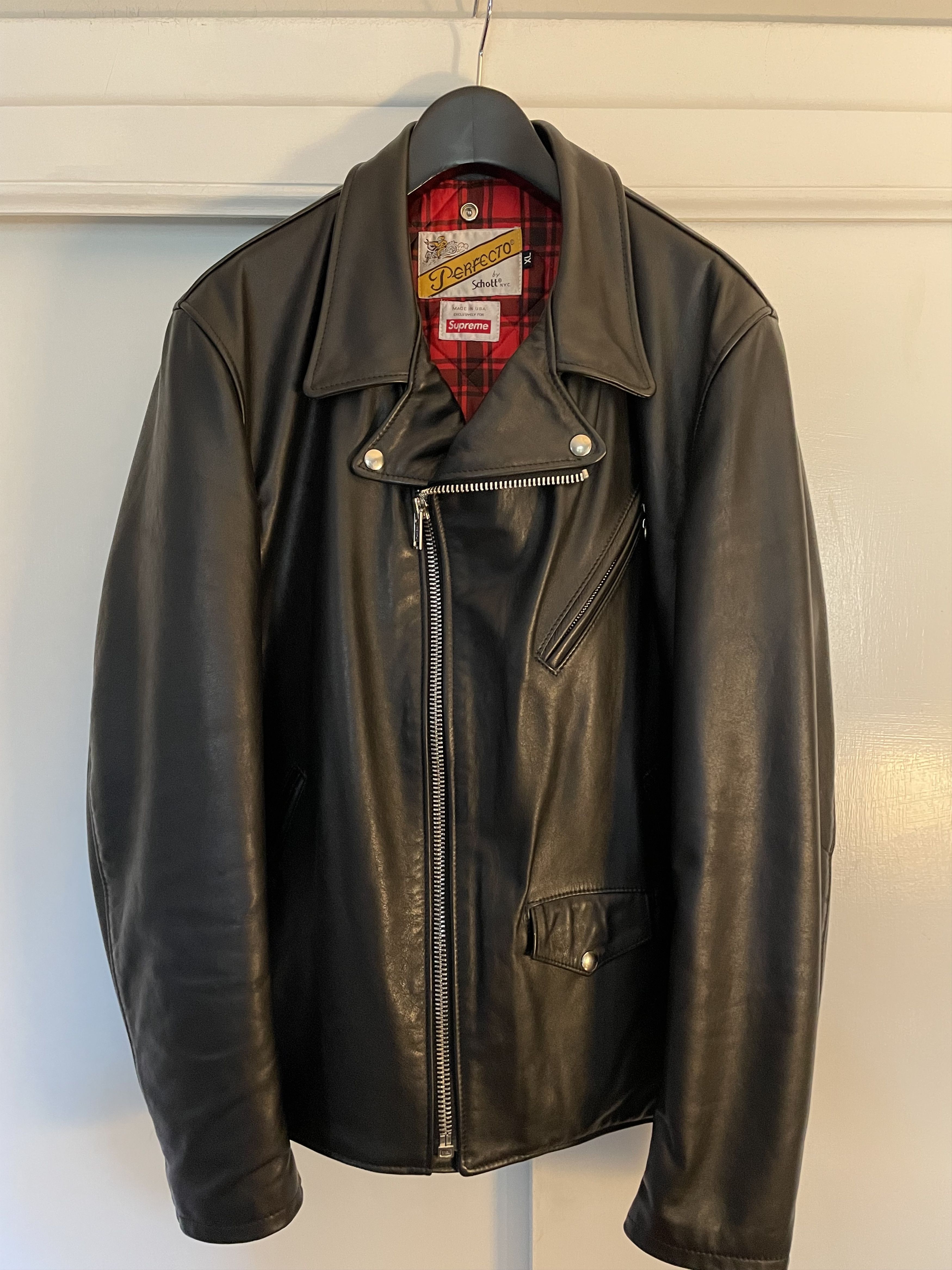 Schott × Supreme Perfecto X Schott Perfecto Collaboration Rider's ...