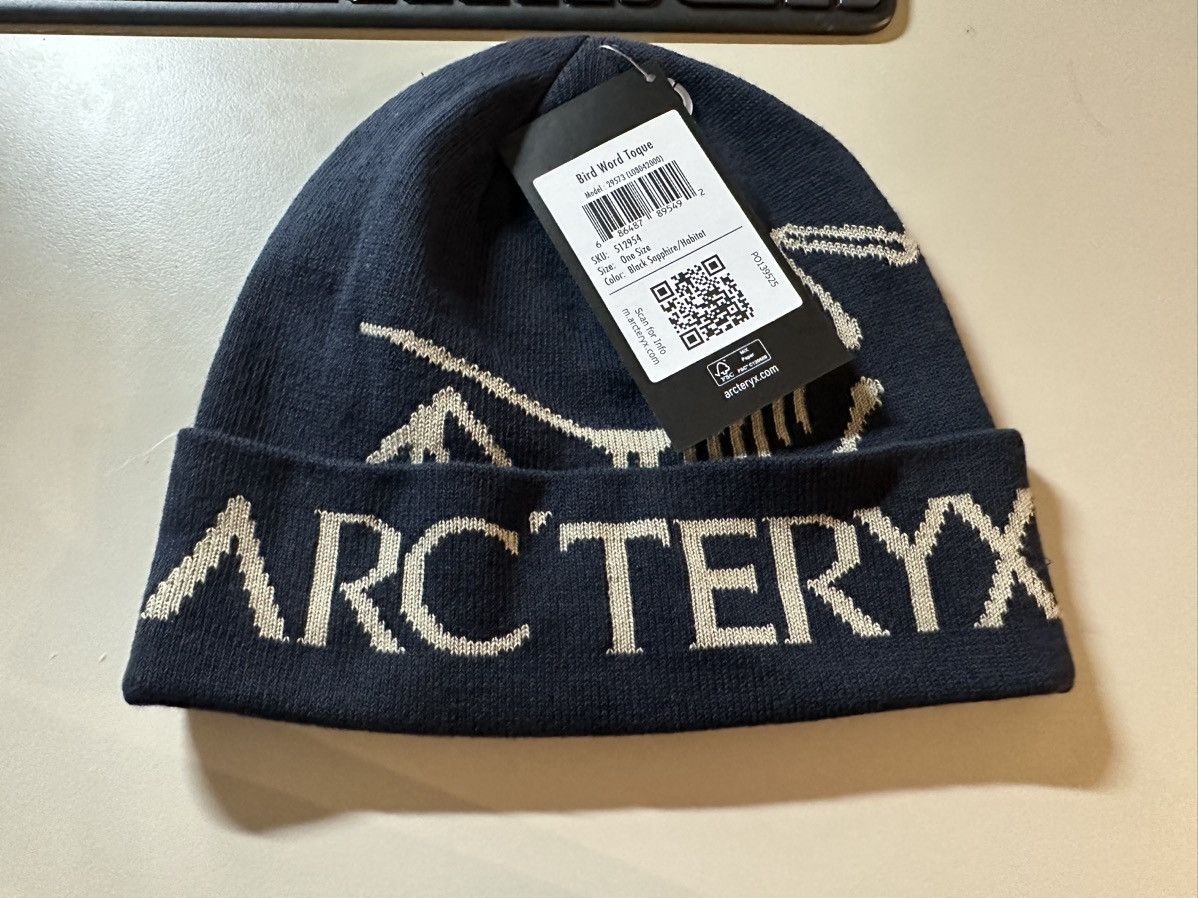 Arc'teryx Bird Word Toque | Grailed