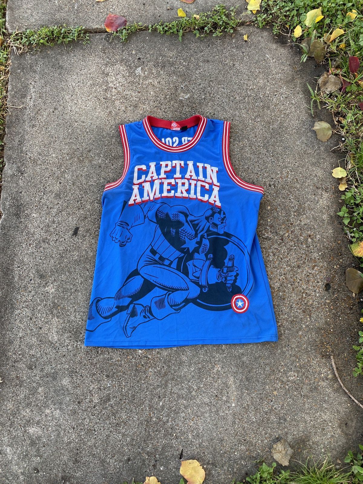 Mad Engine × Marvel Comics × Vintage Vintage Marvel Captain America Mad ...