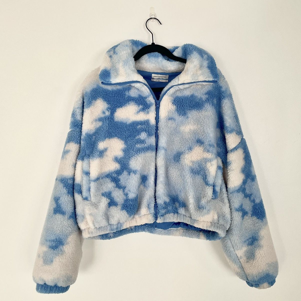Urban Outfitters Urban Outfitters cloud tie dye Sherpa jacket | Grailed