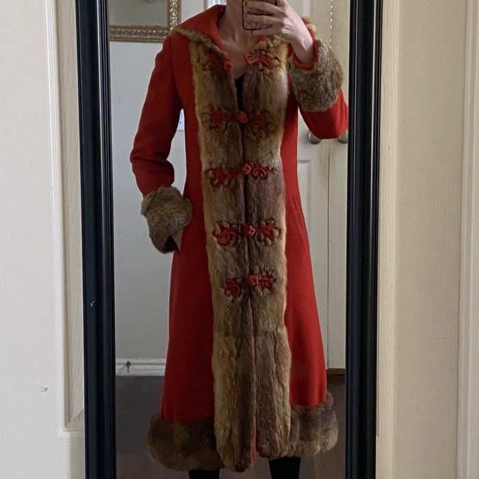 Vintage RARE 1970s Colbert-Volk brick red orange wool real fur lined ...