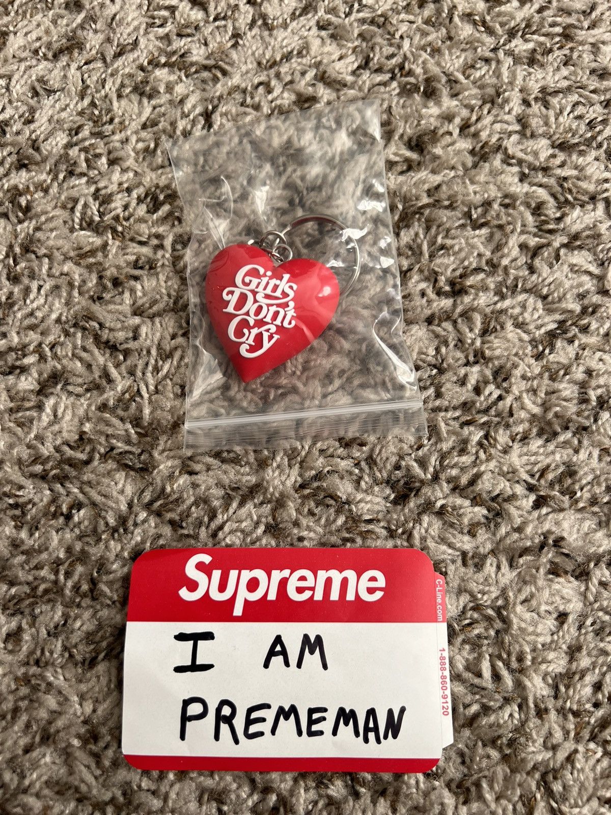 Complex × Girls Dont Cry Verdy Girls don’t cry keychain 2022 Complexcon ...