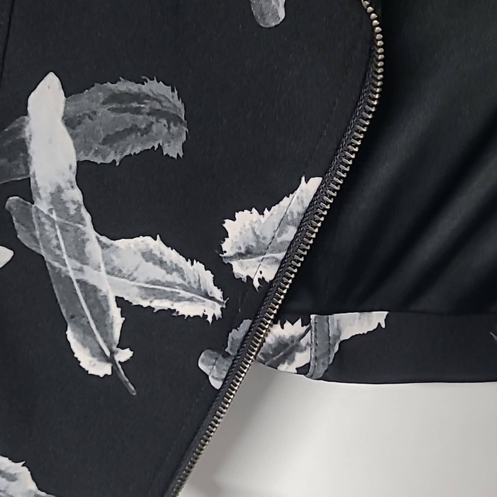 Express EXPRESS FEATHER PRINT moto jacket black white art to wear XS ...