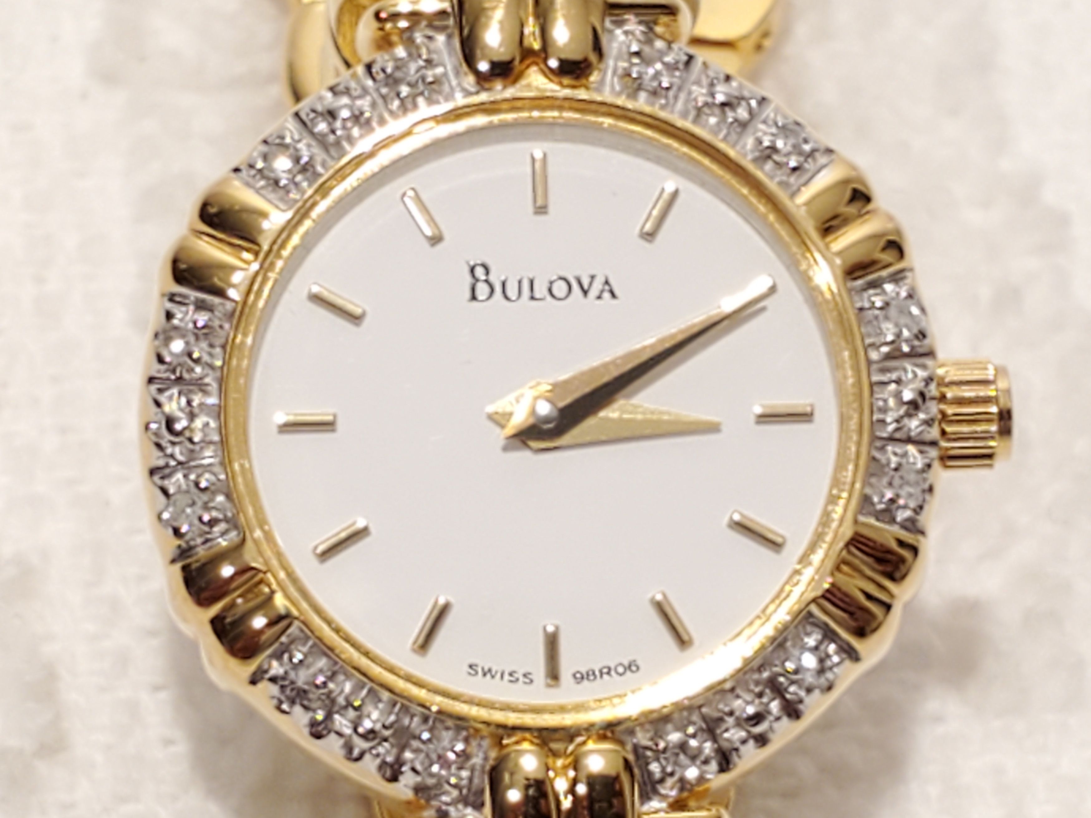 Bulova Vintage Bulova Swiss Women's Quartz Watch Diamonds 4 Jewels ...