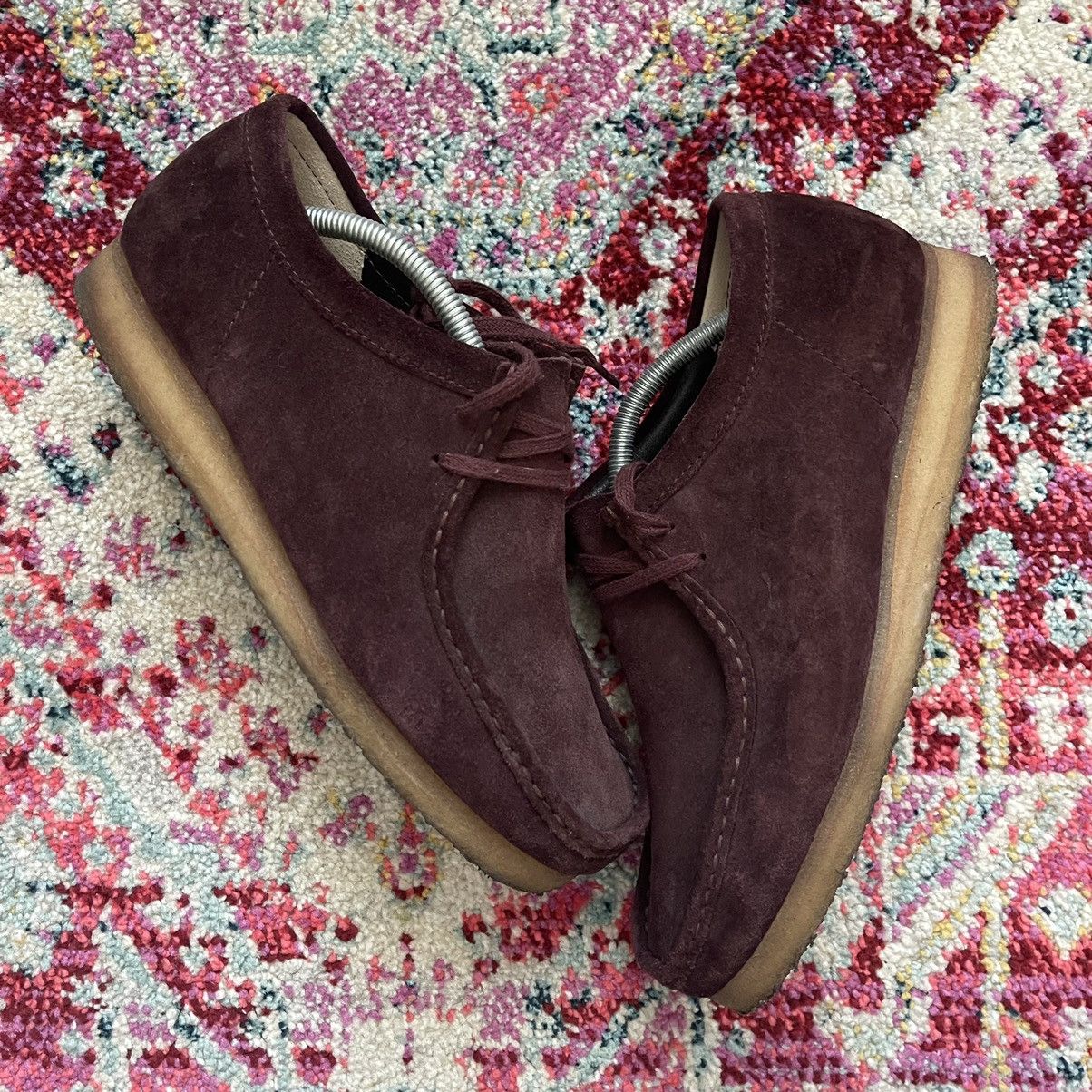 Clarks Clark Wallabee Low “Maroon” | Grailed