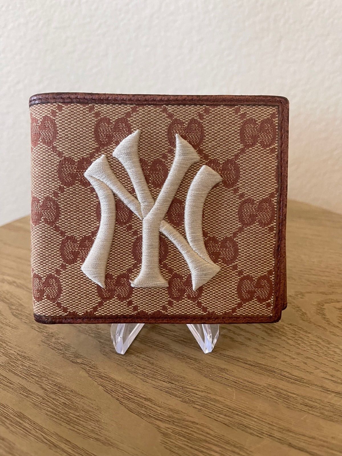 Gucci × MLB Gucci x MLB Bifold Wallet | Grailed