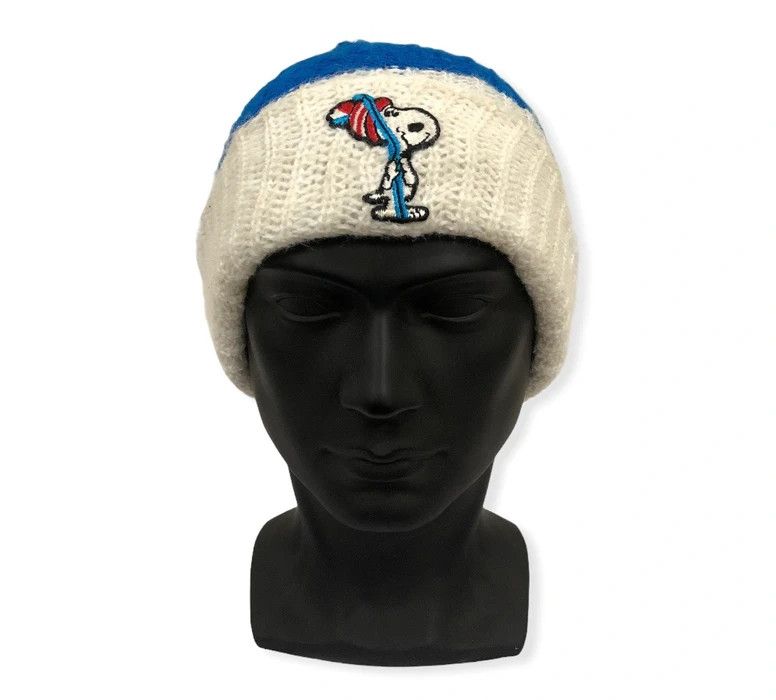 Cartoon Network × Peanuts Vintage Peanuts Snoopy Cartoon Beanie Hat ...