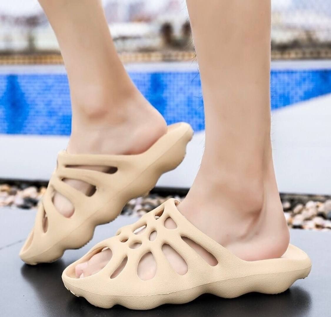 Japanese Brand × Vintage Cut-out Platform Slides | Grailed