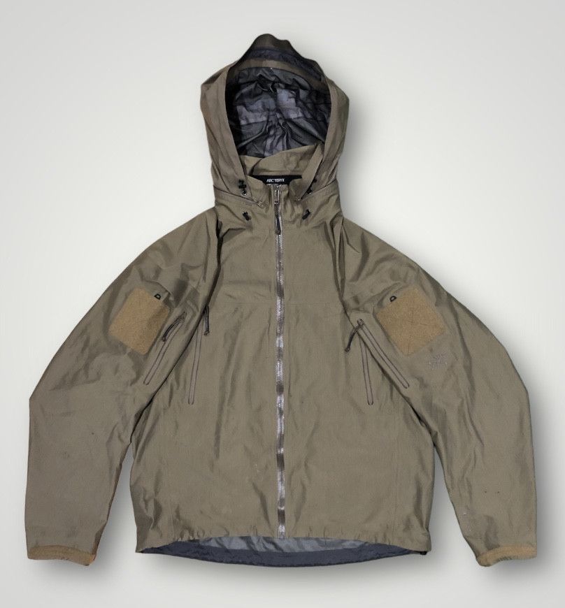 Arc'teryx Arcteryx LEAF Alpha Gen 2 | Grailed