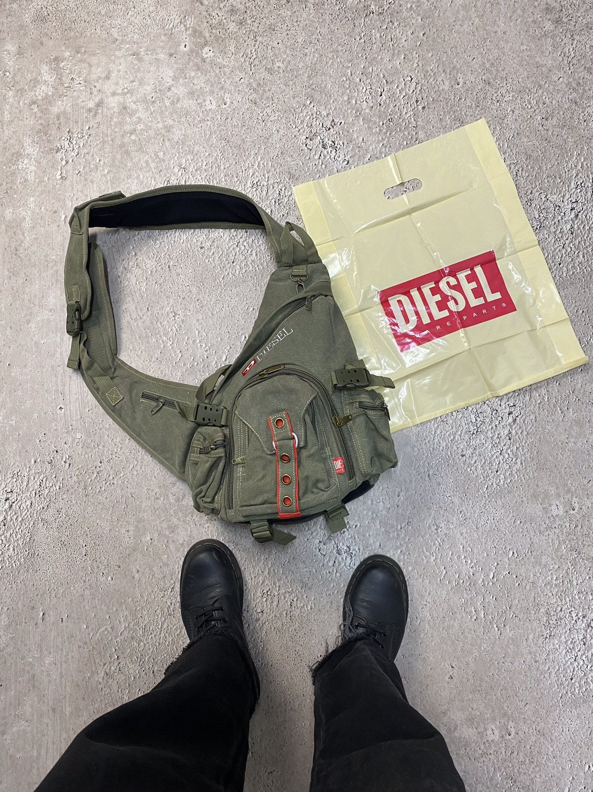 Diesel Vintage Y2K sling bag Diesel multi pocket bag | Grailed