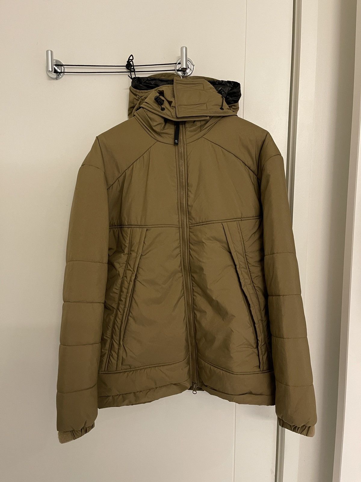 Vintage Beyond Tactical PCU Level 7 PrimaLoft Jacket, Coyote, Medium ...