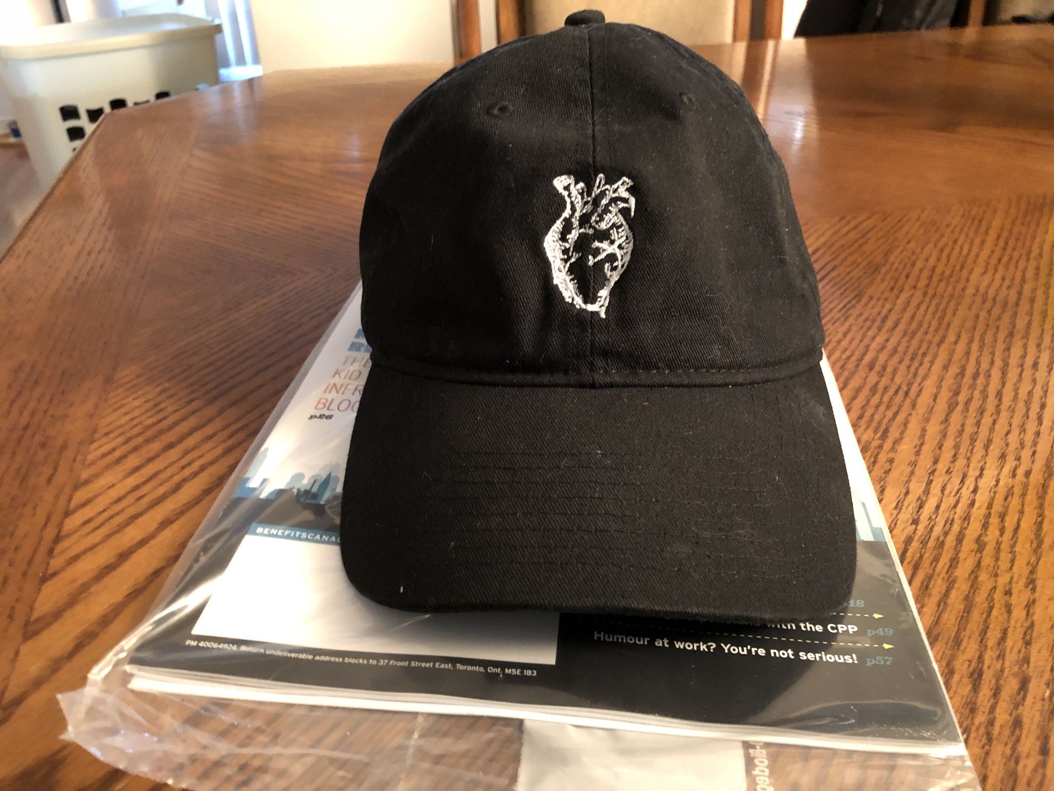 The Weeknd XO Hand Logo Sports Cap Dad Hat | Grailed
