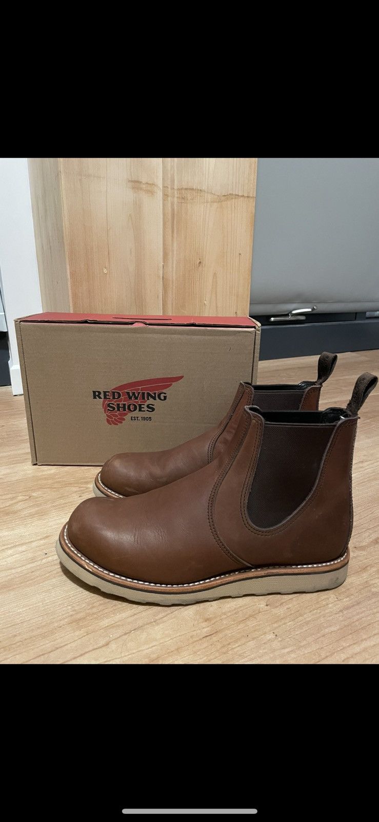 Red Wing Red Wing Chelsea - Style 3190 | Grailed