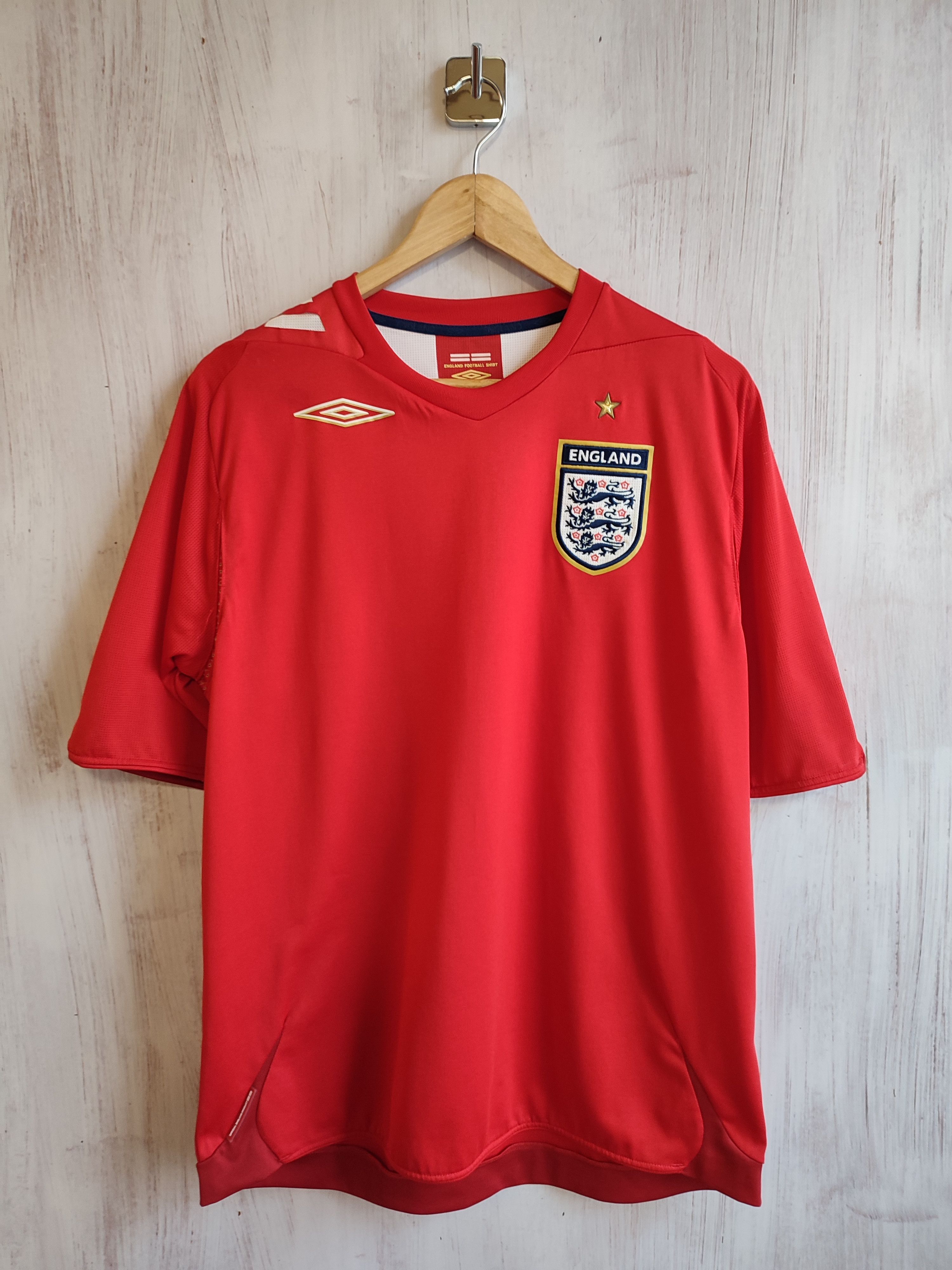 Soccer Jersey × Sportswear × Umbro England 2006 2007 2008 Away shirt ...