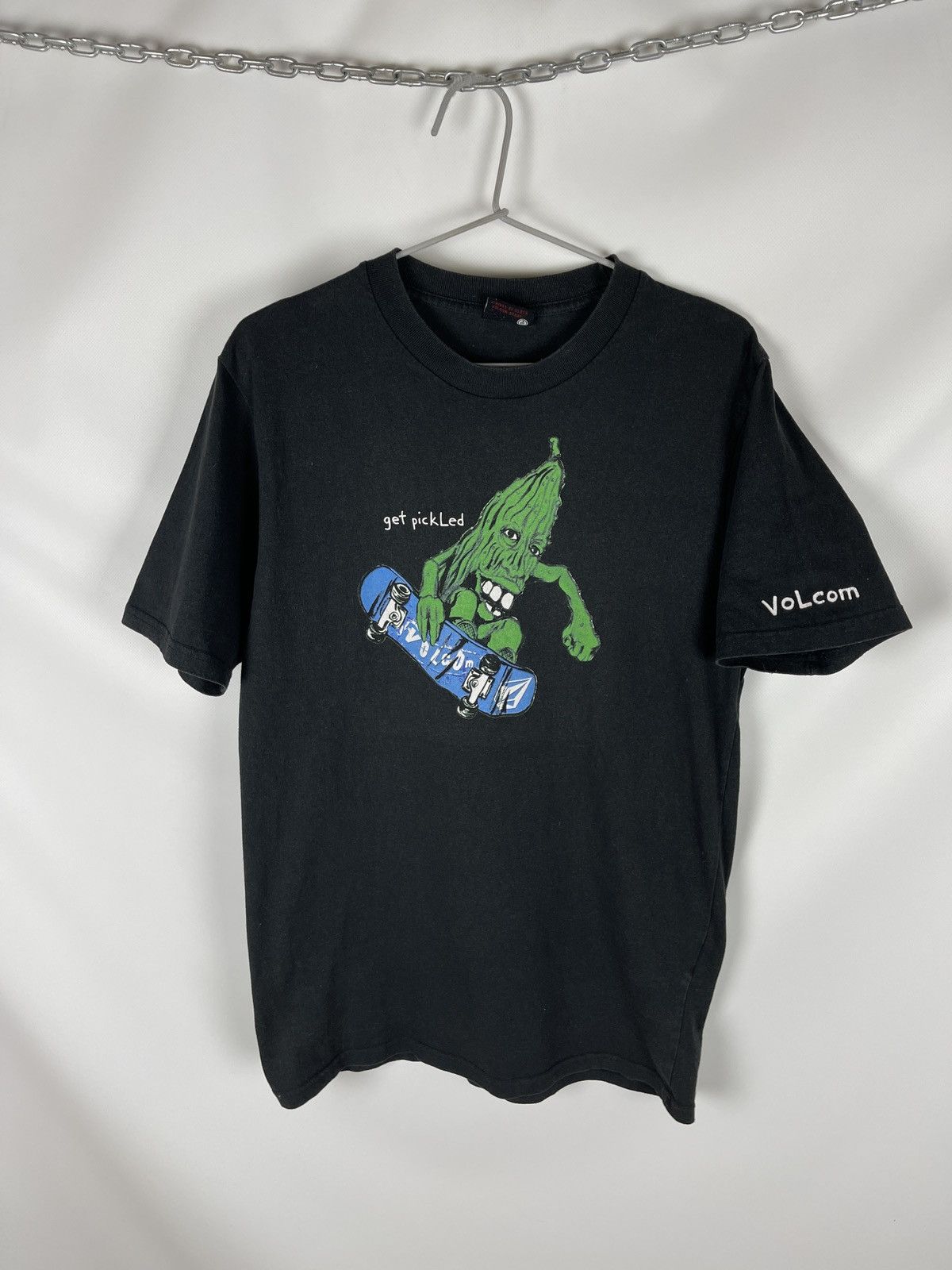 Vintage × Volcom Volcom vintage get pickLed cucumber skateboard tee ...