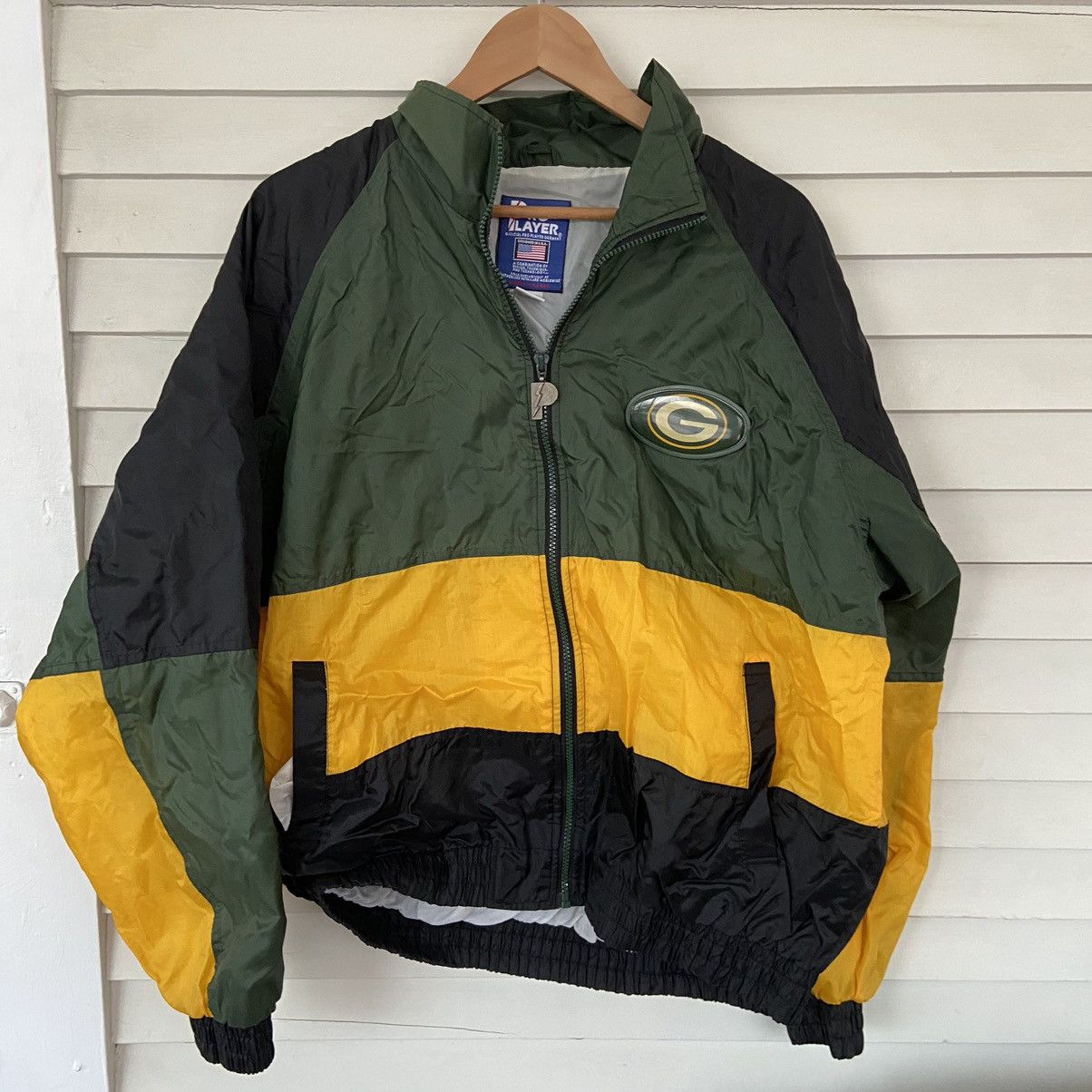 NFL × Pro Player × Vintage Green Bay Packers NFL Windbreaker Pro Player ...