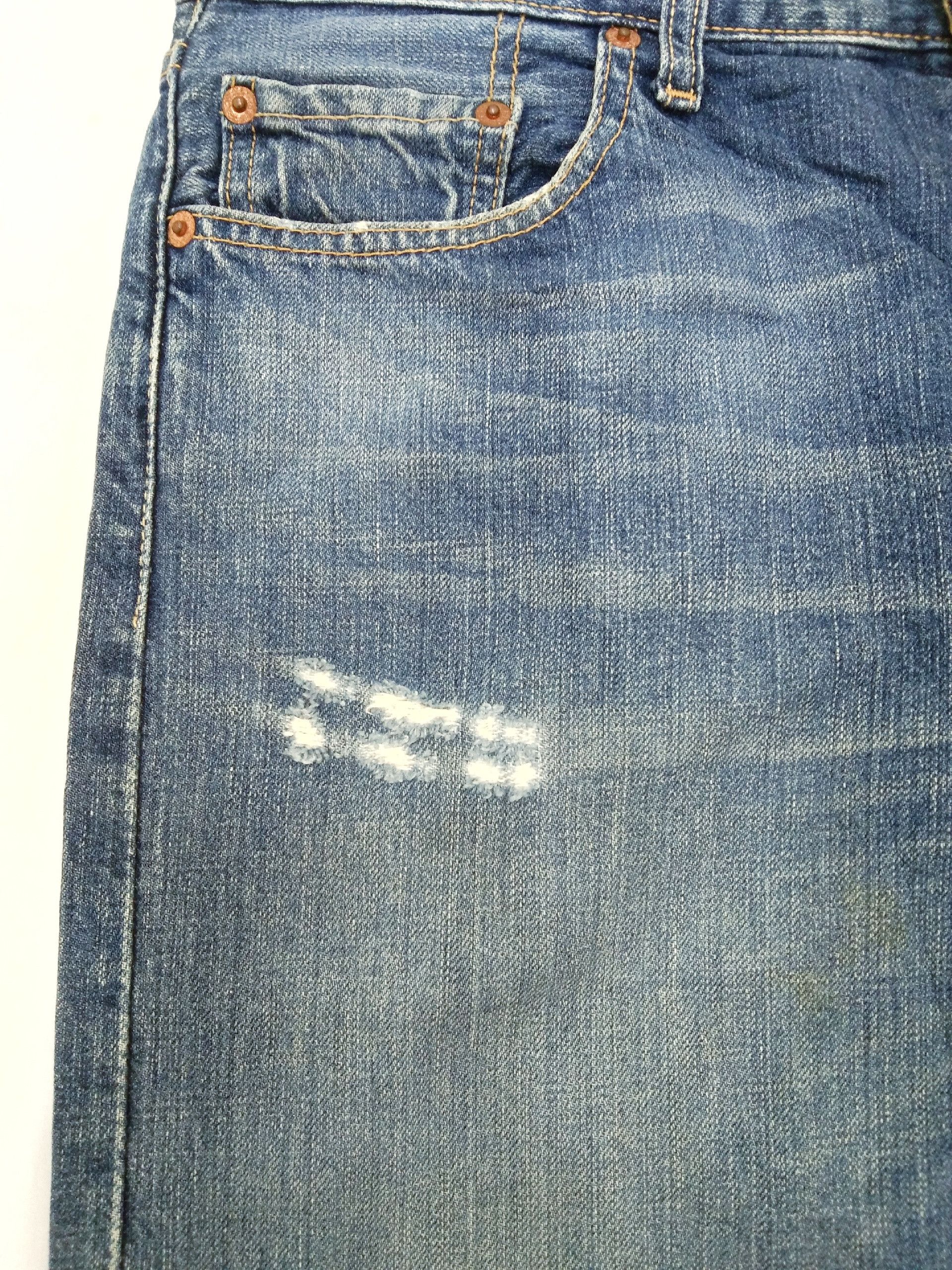 Levi's Vintage Levi's 501 Faded Blue Distressed Jeans 31x29 | Grailed