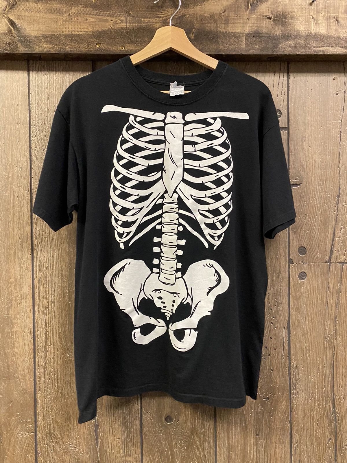 Vintage Vintage 90s Y2K skeleton shirt bones anatomy tee | Grailed