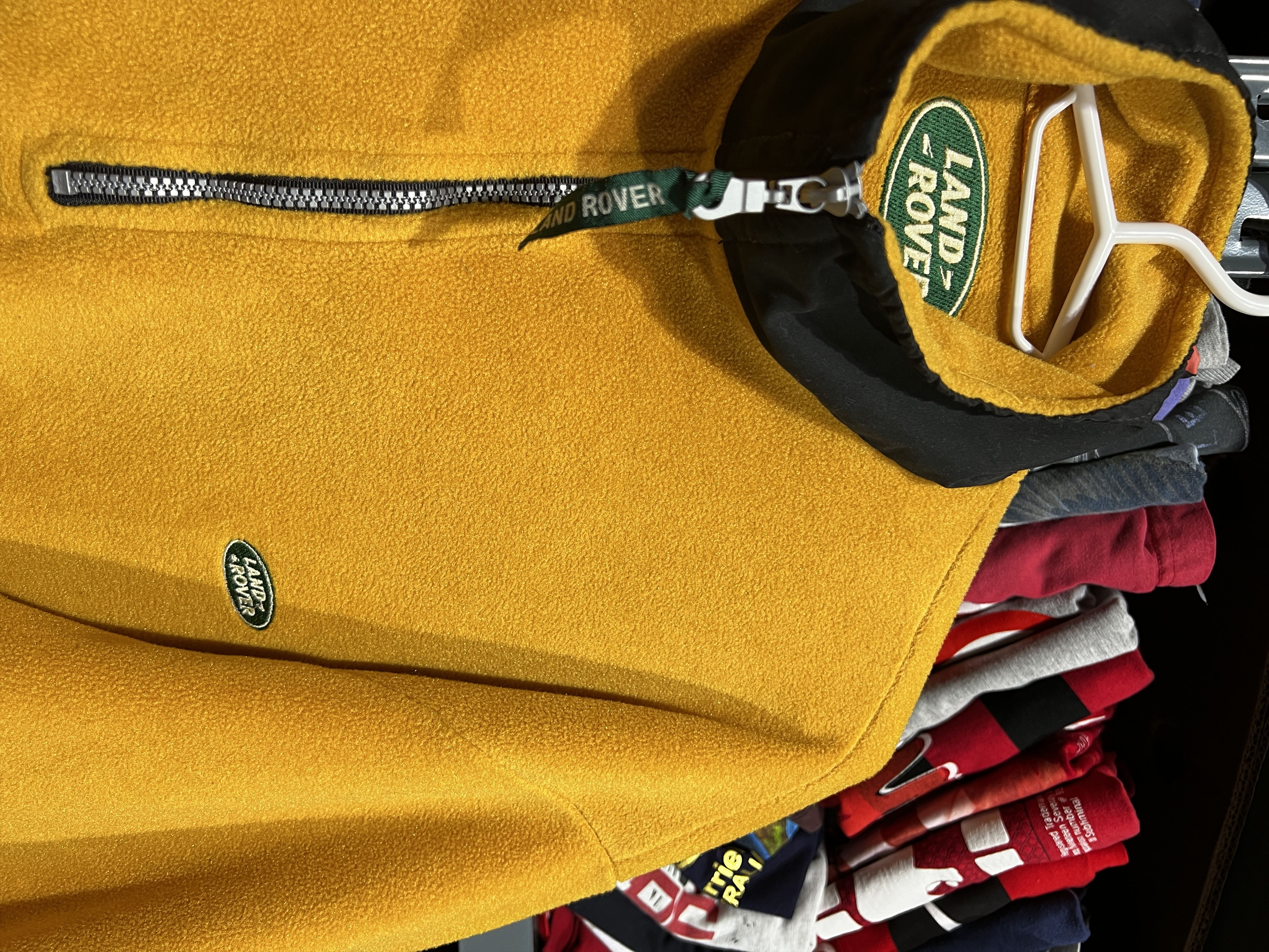 Vintage Vintage Land Rover 2000’s Fleece Jacket Size XL | Grailed