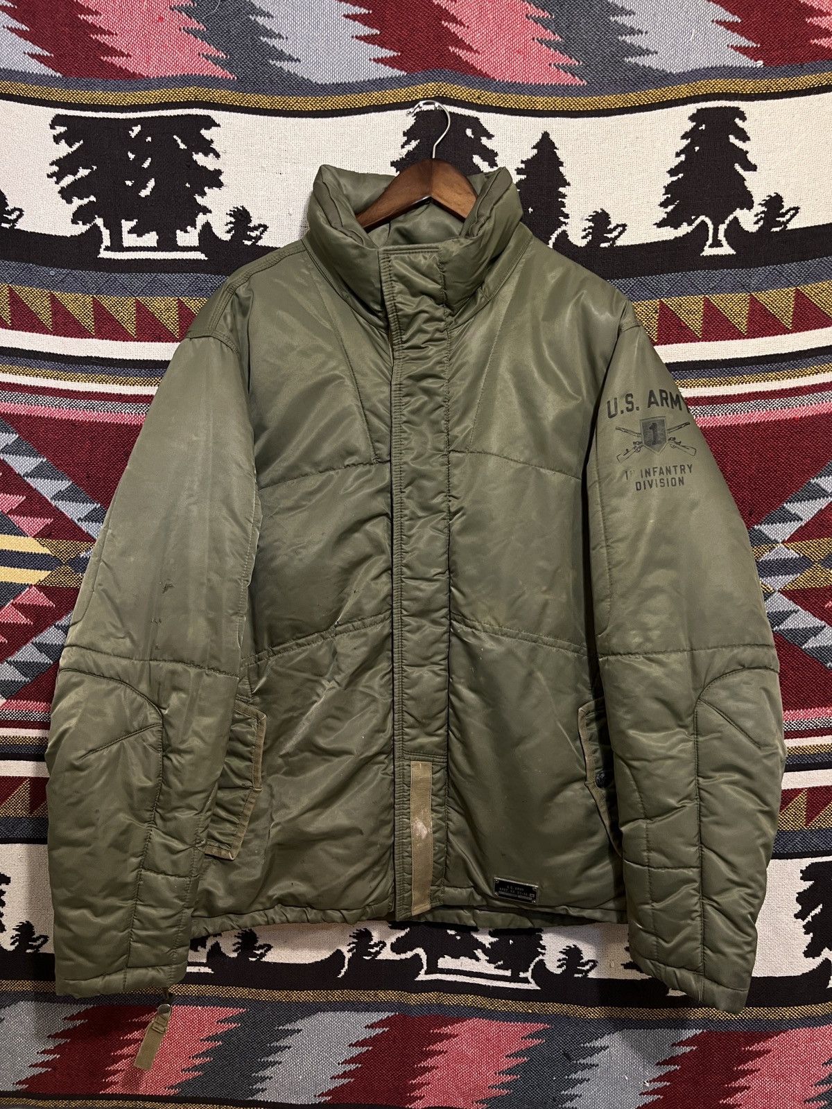 Vintage Vintage Military US Army 1st Infantry Workwear Puffer Jacket ...