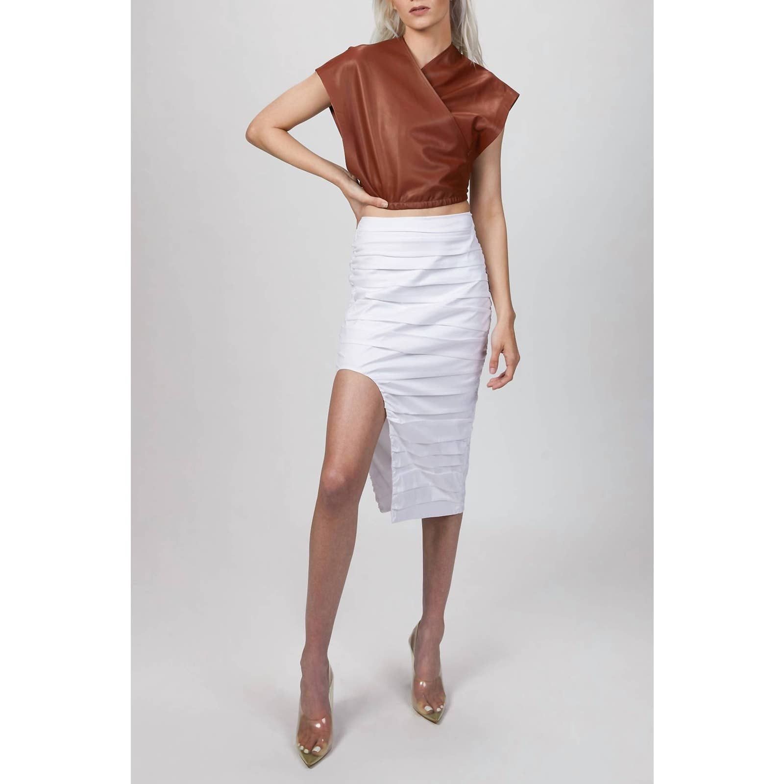 Zeynep Arcay NEW ZEYNEP ARCAY Ruched Midi Skirt In White | Grailed