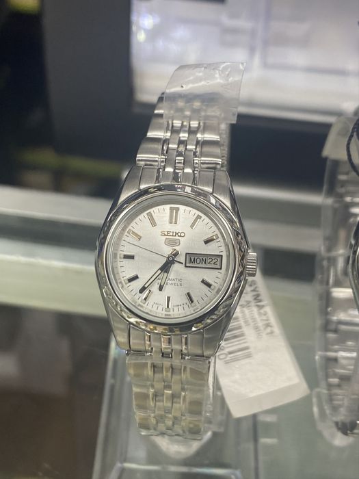 Seiko Women/ Ladies Seiko small size Watch, Automatic Movement, | Grailed