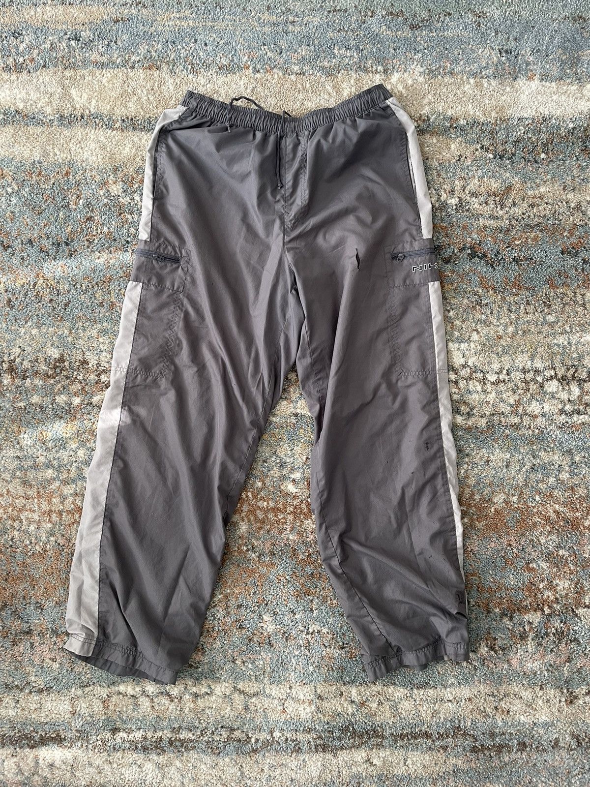 Nike × Streetwear × Vintage VTG Nike Swishy Track Pants Gorpore Grey ...