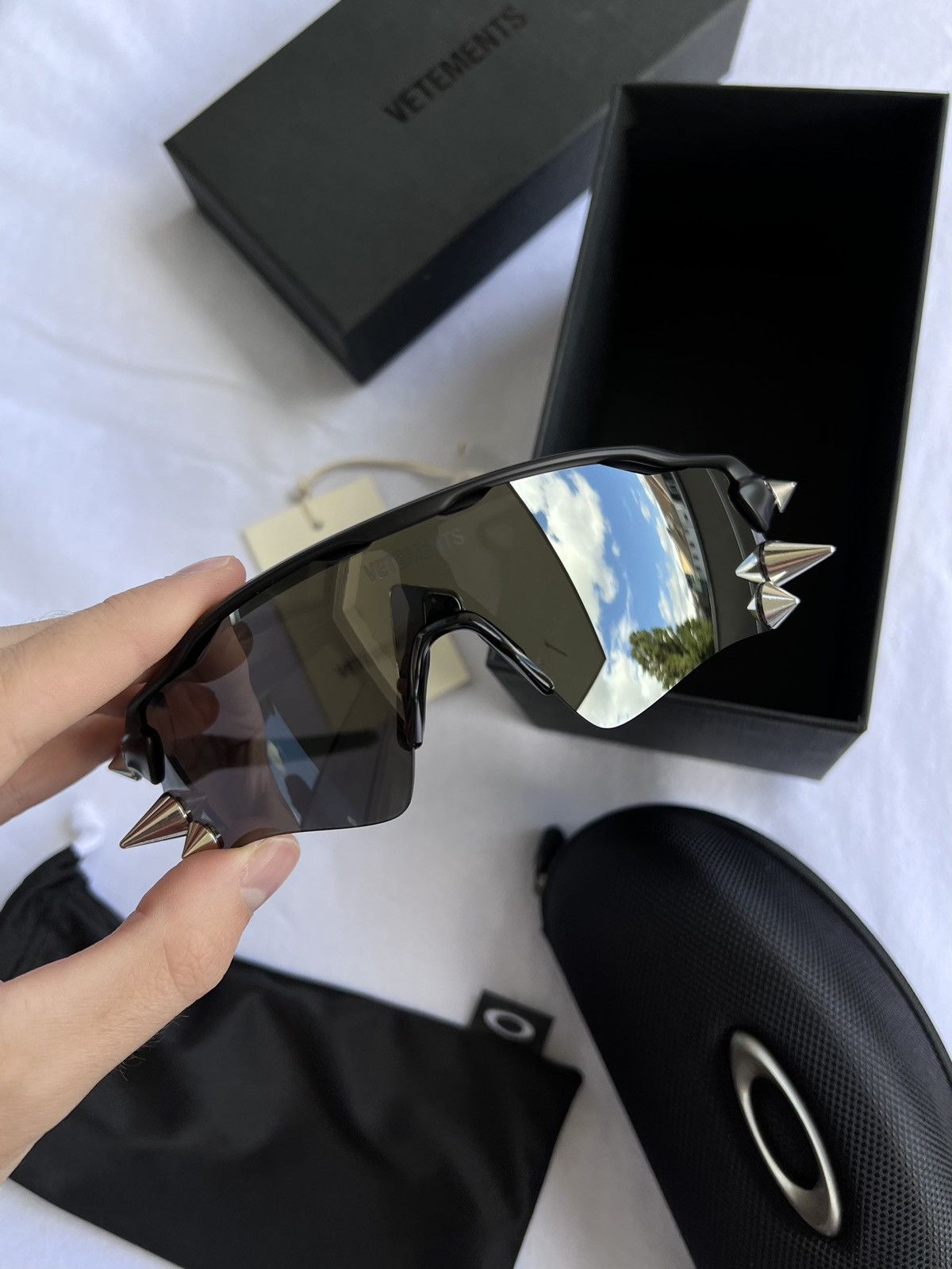 Oakley × Vetements VETEMENTS x OAKLEY SPIKED SUNGLASSES 1337 | Grailed