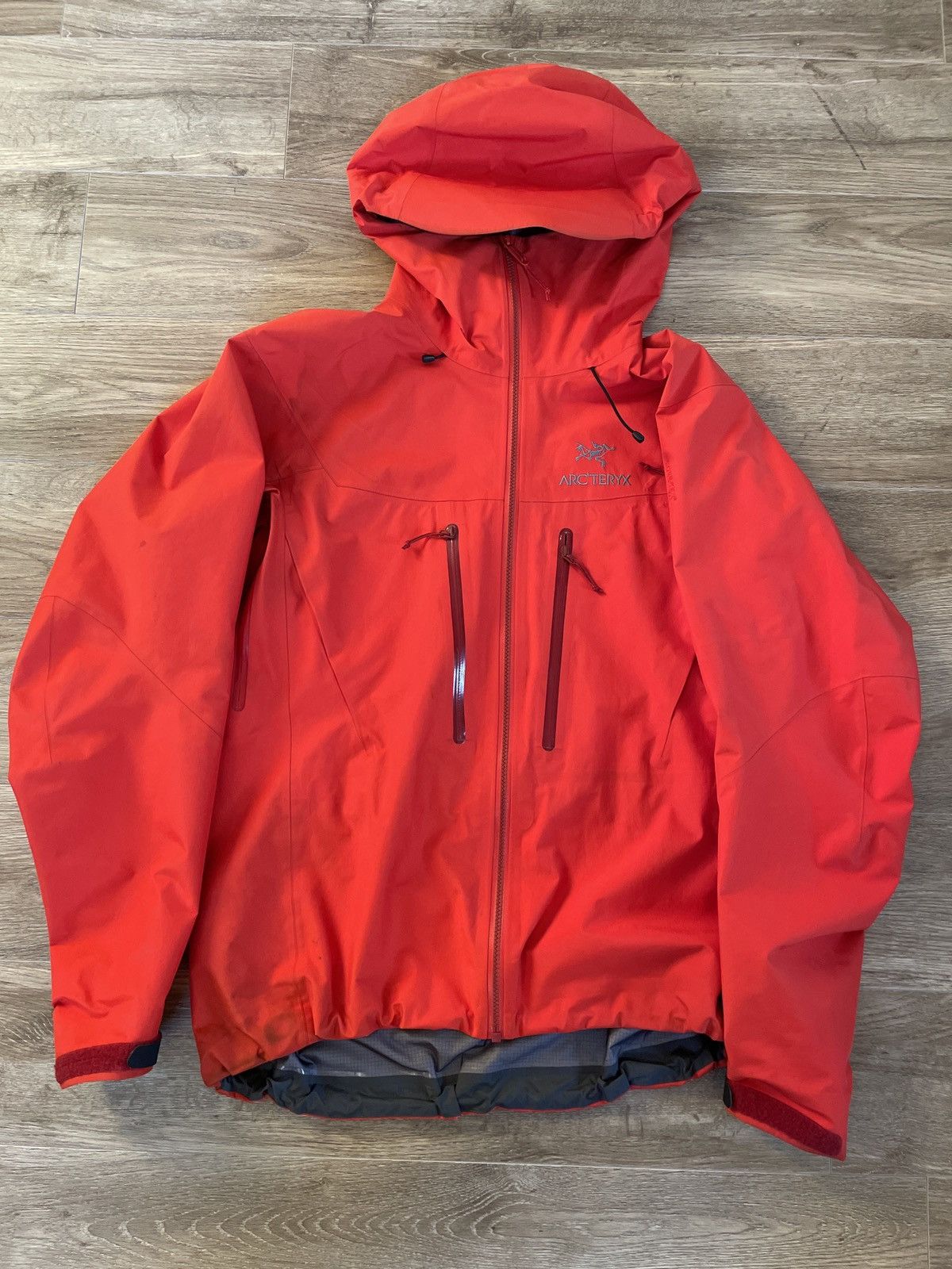 Arc'teryx Arc’teryx - Alpha SV - Dynasty | Grailed